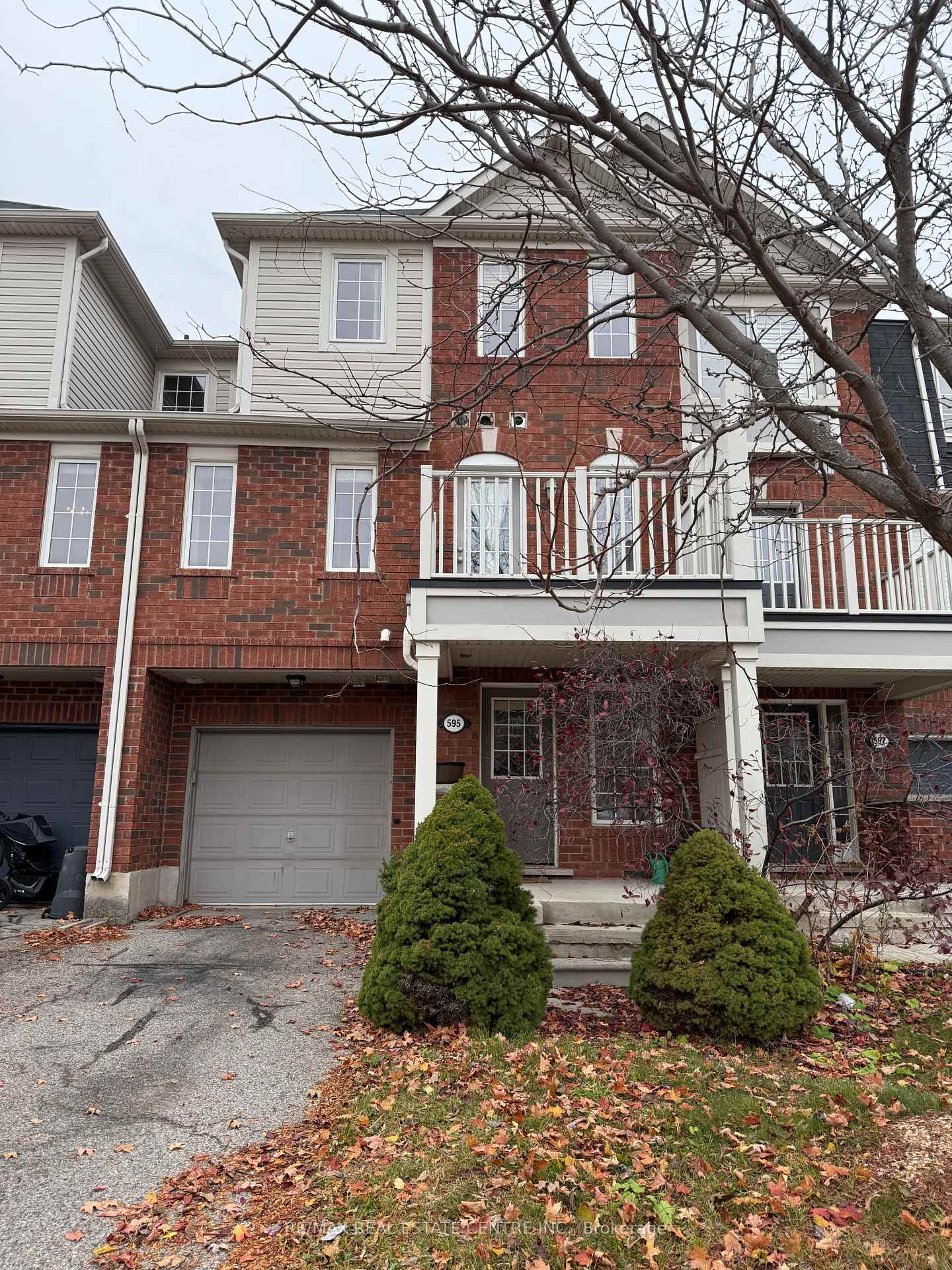 595 Speyer Circle, Milton, ON L9T 0Y5