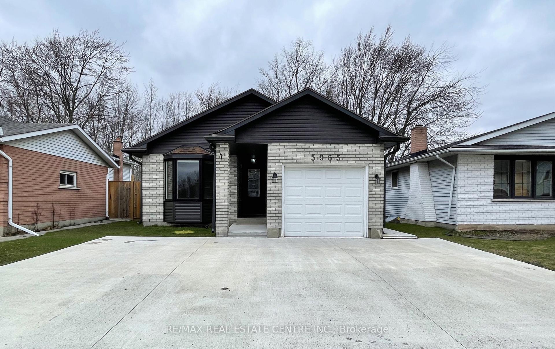 5965 Crimson Drive, Niagara Falls, ON L2G 7T7