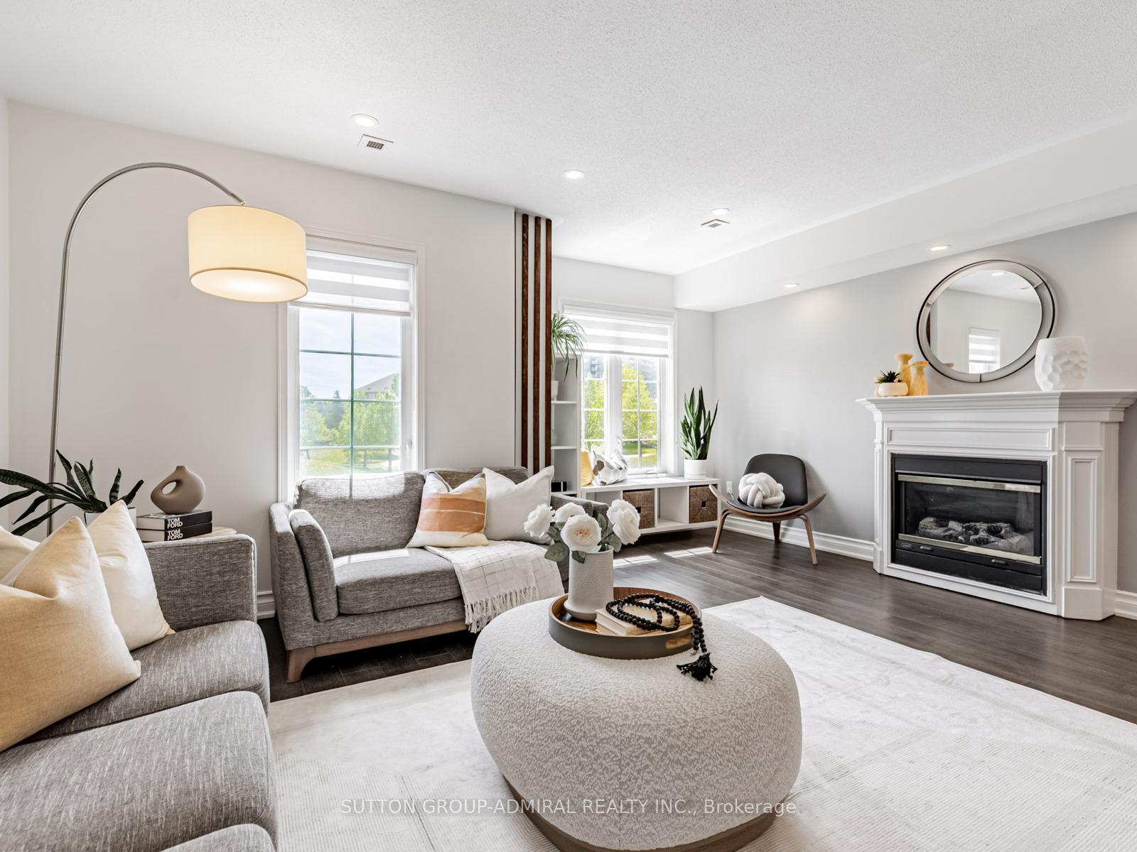 6 - 385 South Park Road, Markham, ON L3T 7Y7