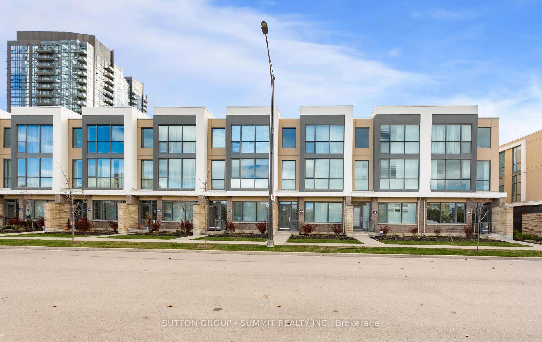 6 - 70 Littlecreek Road, Mississauga, ON L5R 0E9