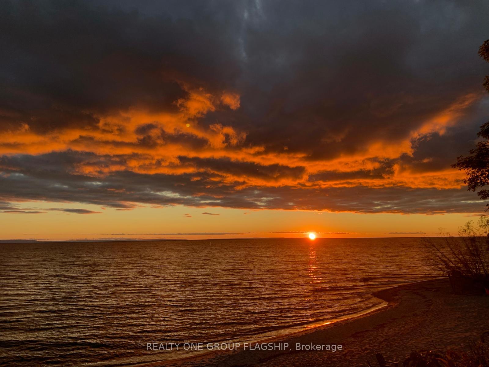 6 - 739 Concession 15 Road W, Tiny, ON L9M 0H7