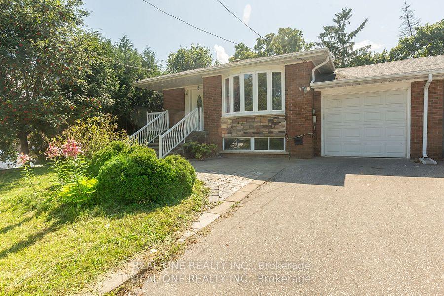 6 Albert Street, Markham, ON L3P 2T2