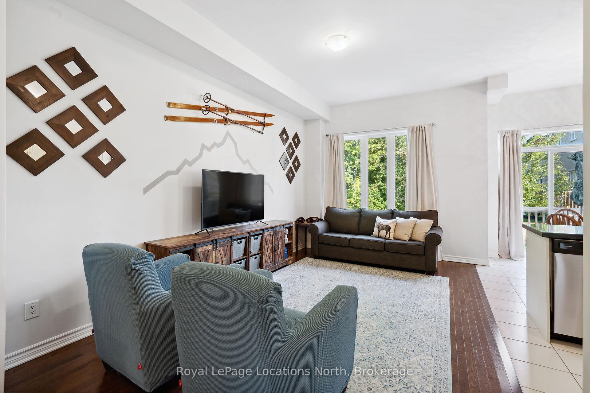 6 BLASI Court, Wasaga Beach, ON L9Z 0H3