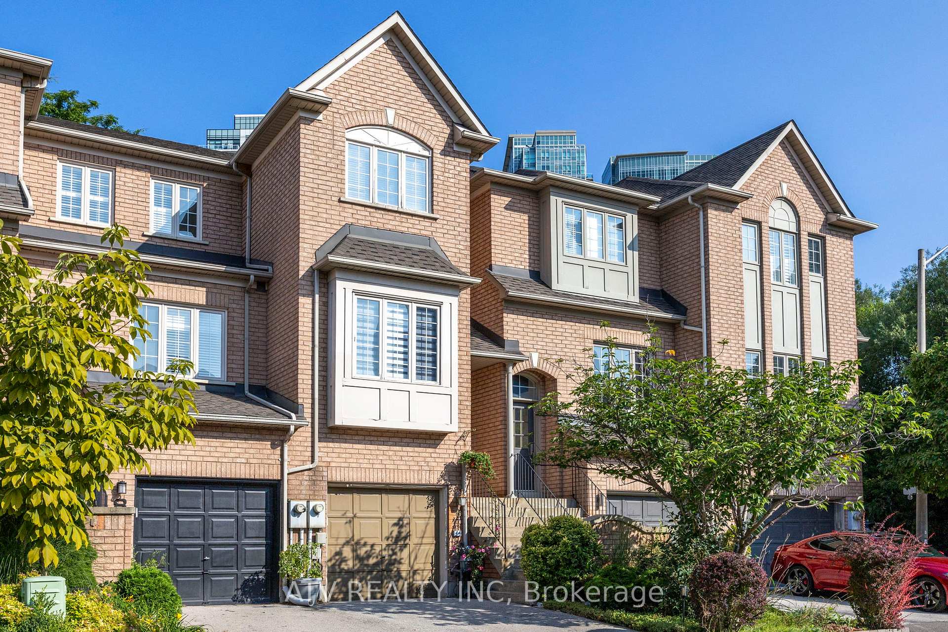 Townhouses For Sale in Toronto