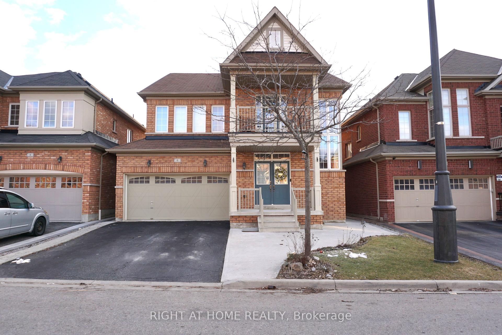 6 Bryony Road, Brampton, ON L6R 0G2