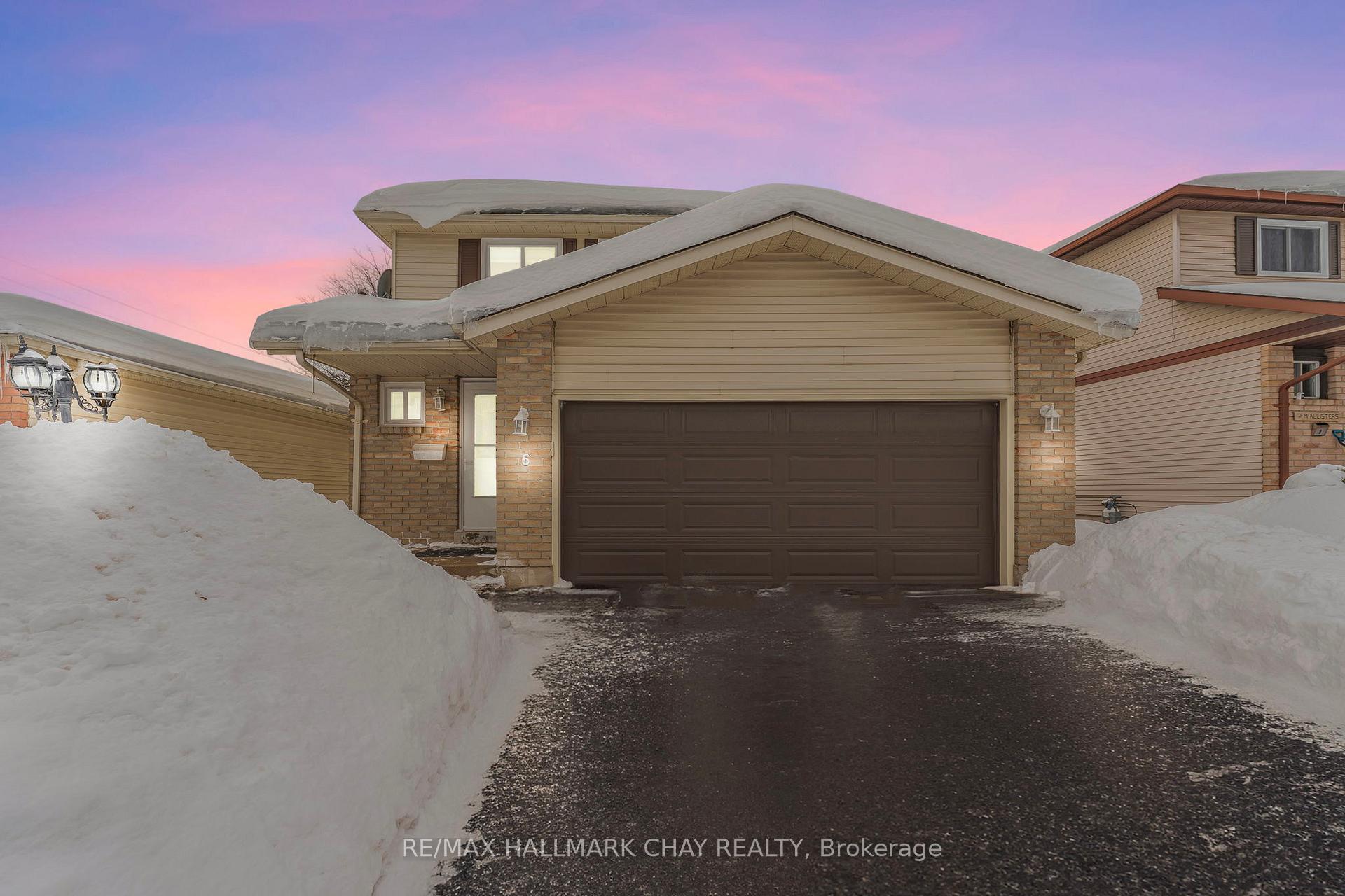 6 Fletcher Drive, Barrie, ON L4M 5S2