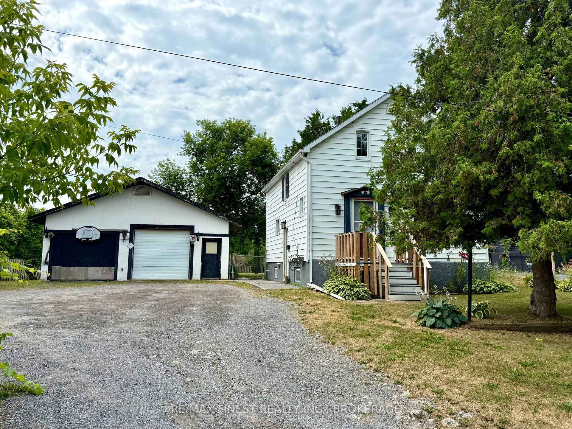 6 Greer Street, Kingston, ON K7K 2V9