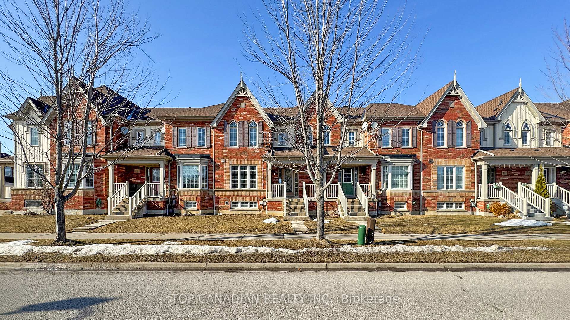 6 Hinchcliff Gate, Ajax, ON L1T 0A2