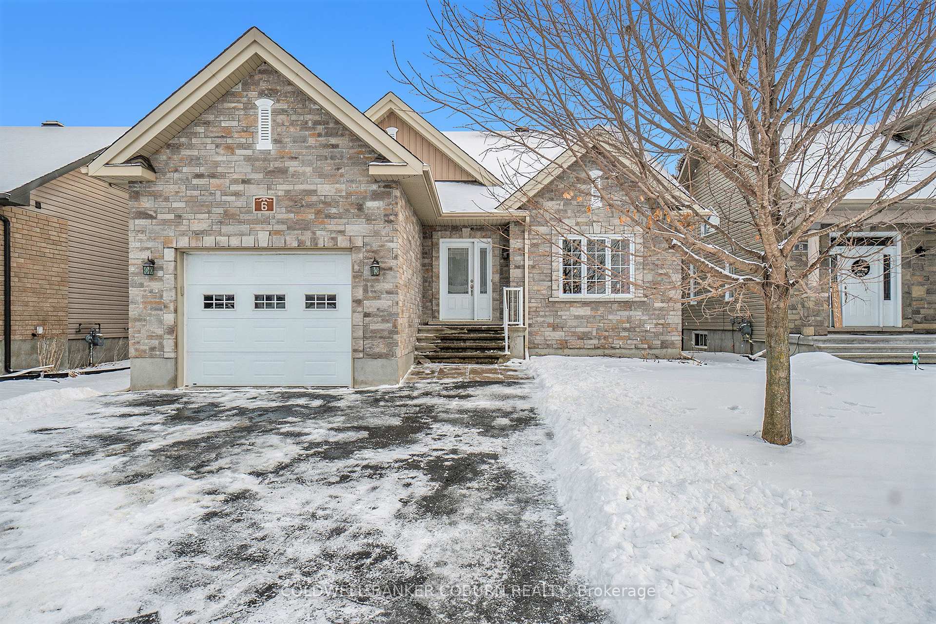 6 Provost Street, North Stormont, ON K0A 1R0