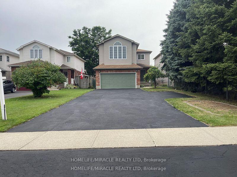 6 Resurrection Drive, Kitchener, ON N2N 3C1