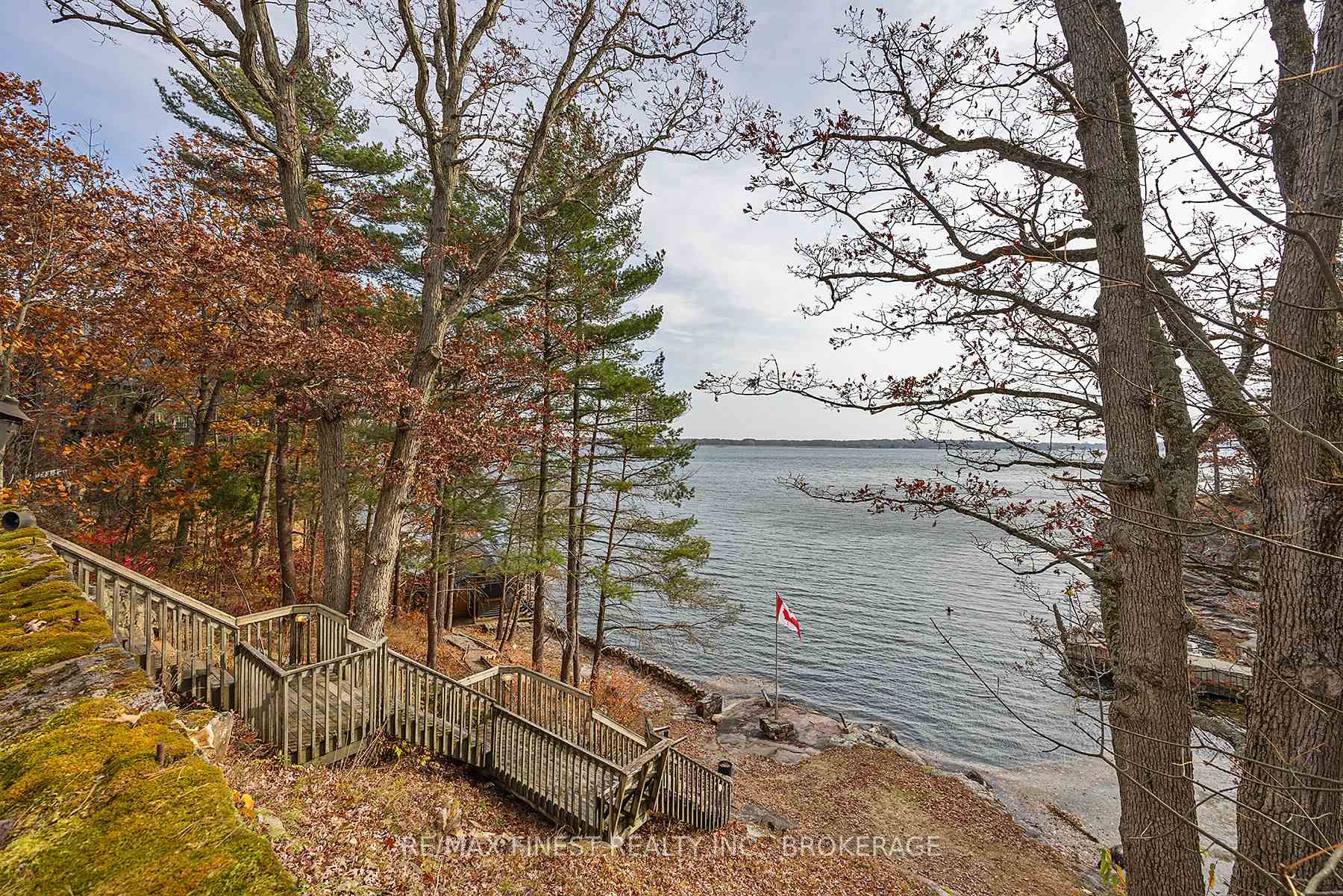 6 Vanston Road, Leeds and the Thousand Islands, ON K0E 1R0