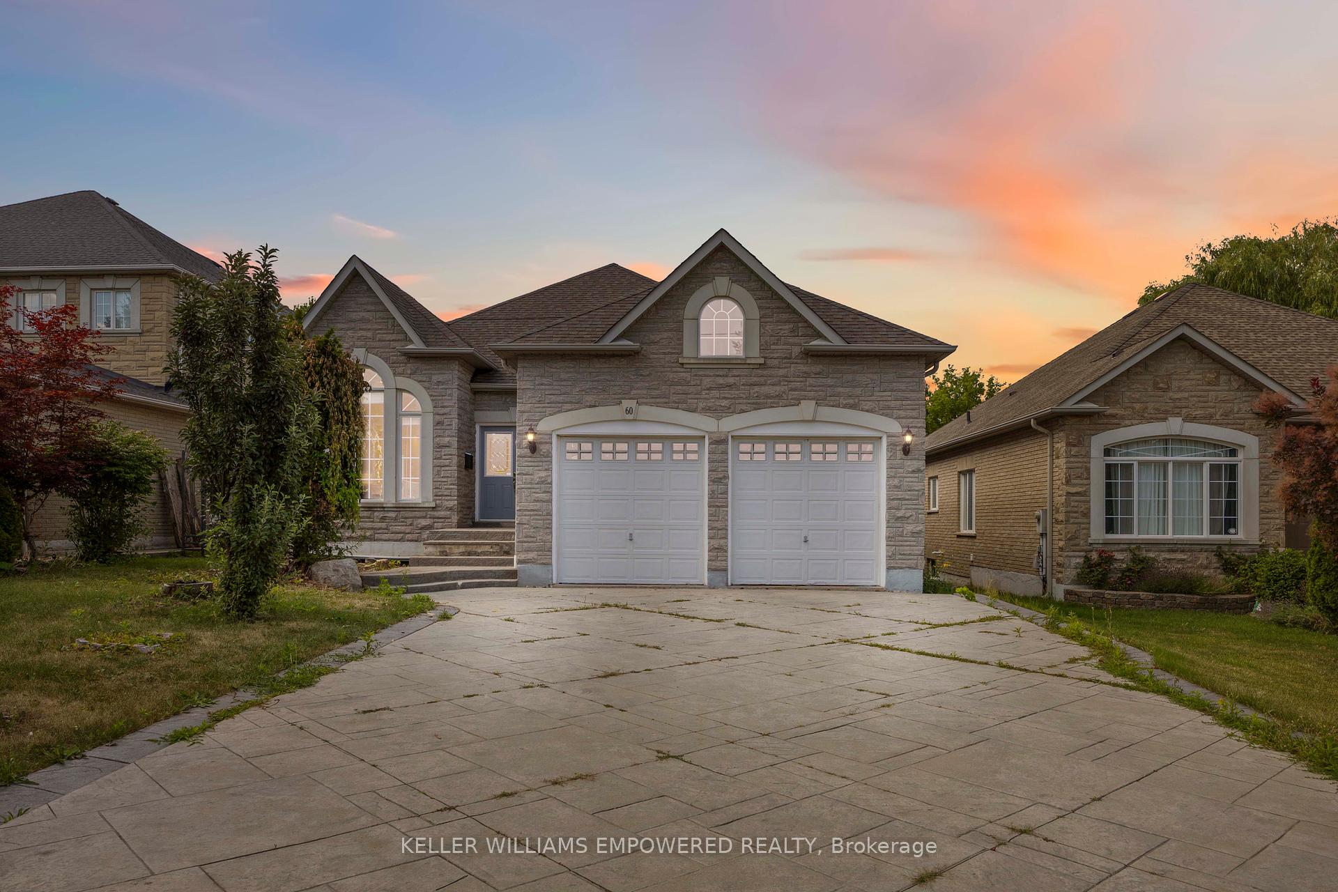 60 Brookside Road, Richmond Hill, ON L4C 0J6