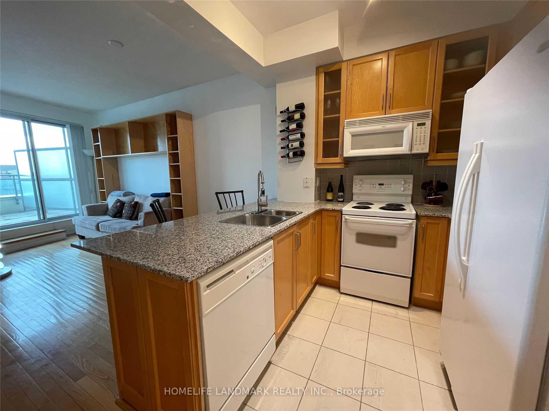 60 Byng Avenue, Toronto, ON M2N 7K3