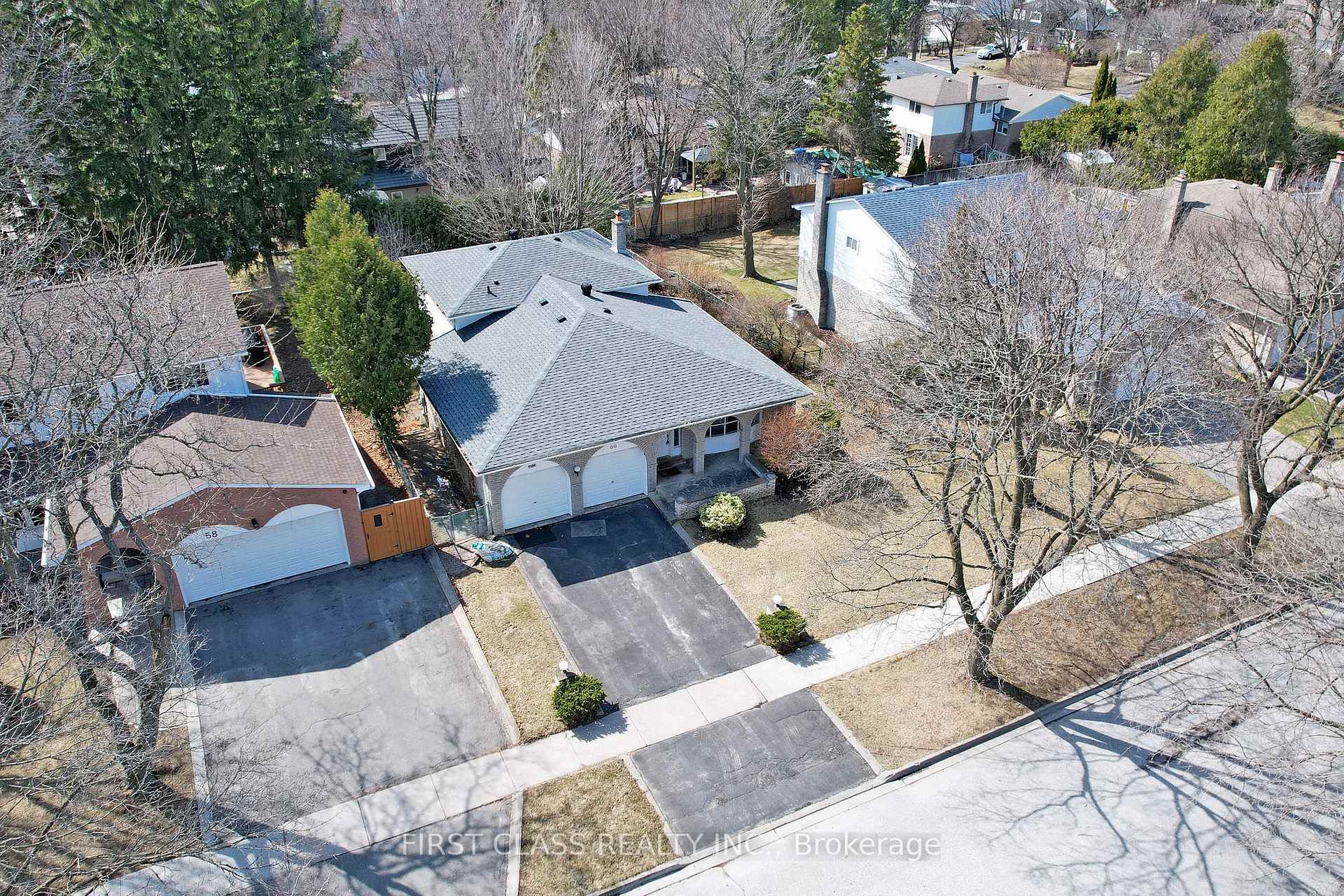 60 Dawn Hill Trail, Markham, ON L3T 3B2