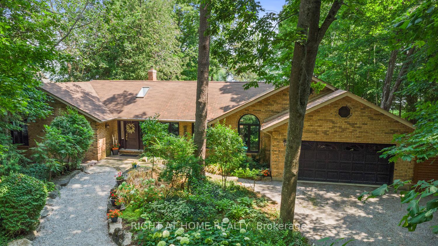 60 McGregor Drive, Kawartha Lakes, ON K0M 1A0