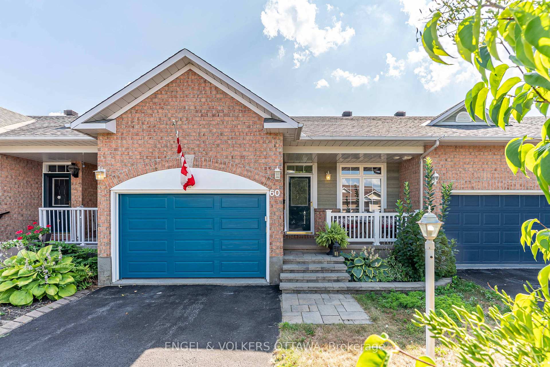 60 Sable Run Drive, Stittsville - Munster - Richmond, ON K2S 1W7