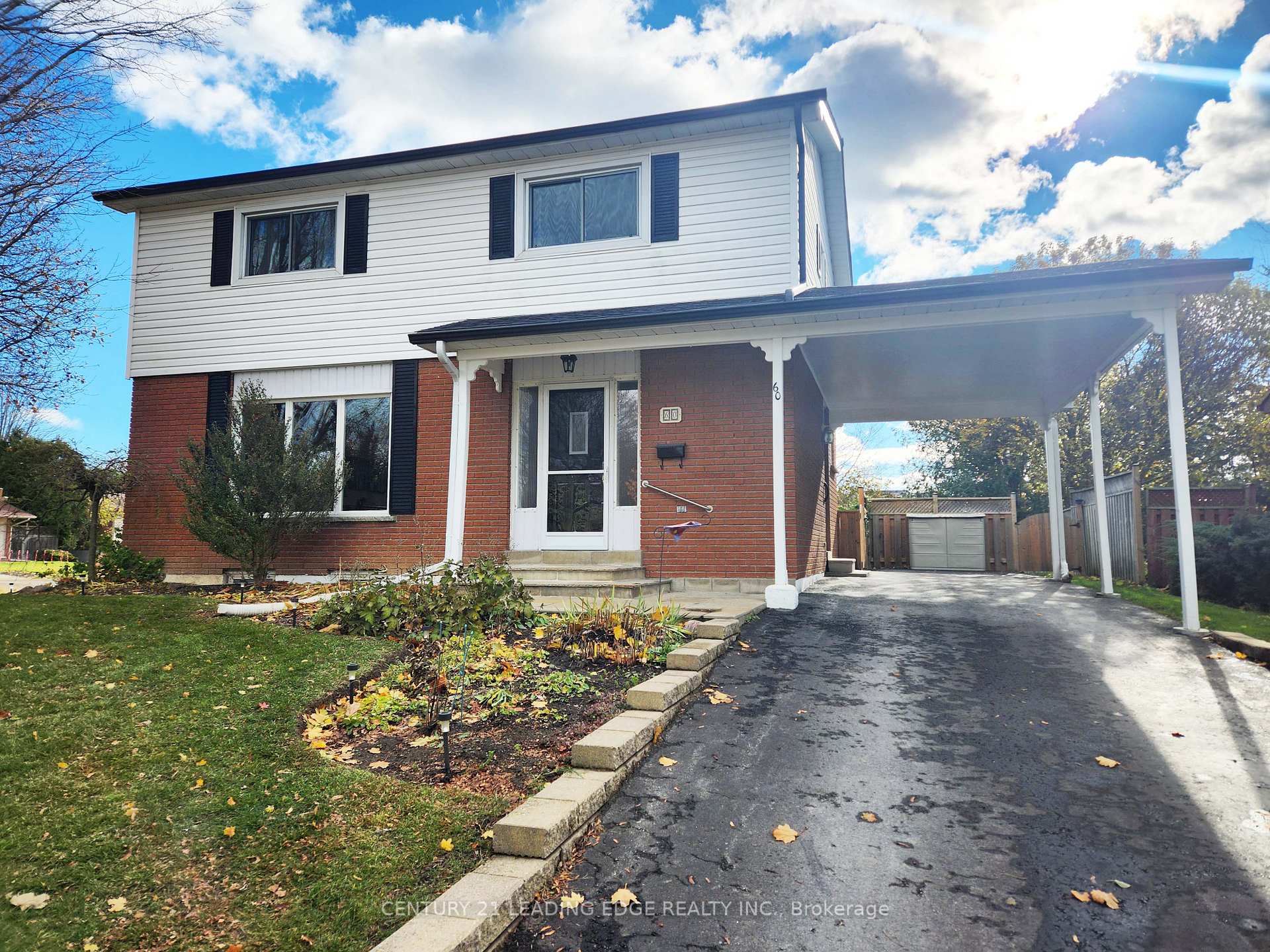 60 Wootten Way N, Markham, ON L3P 2Y6
