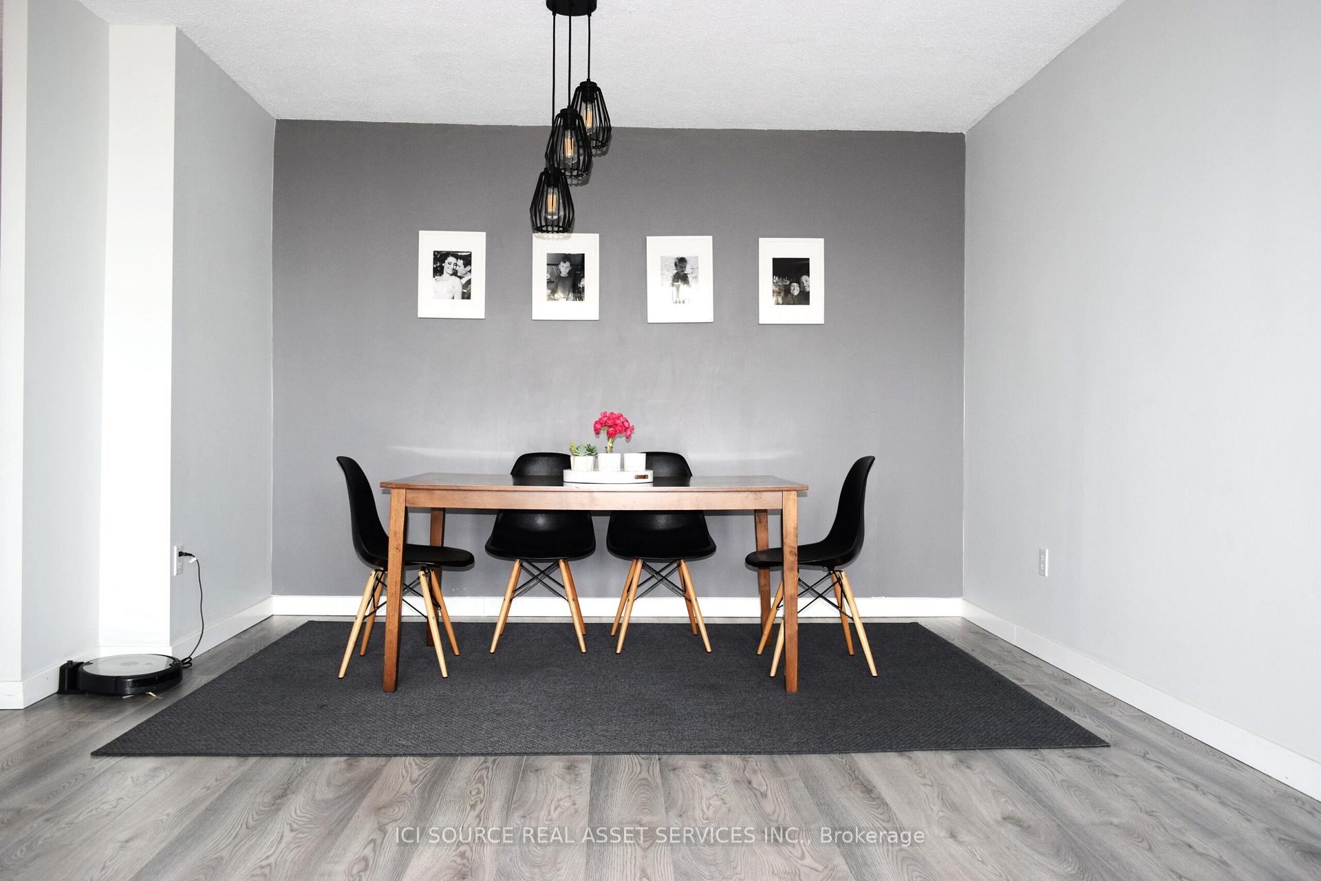 601 - 212 Kerr Street, Oakville, ON L6K 3B1