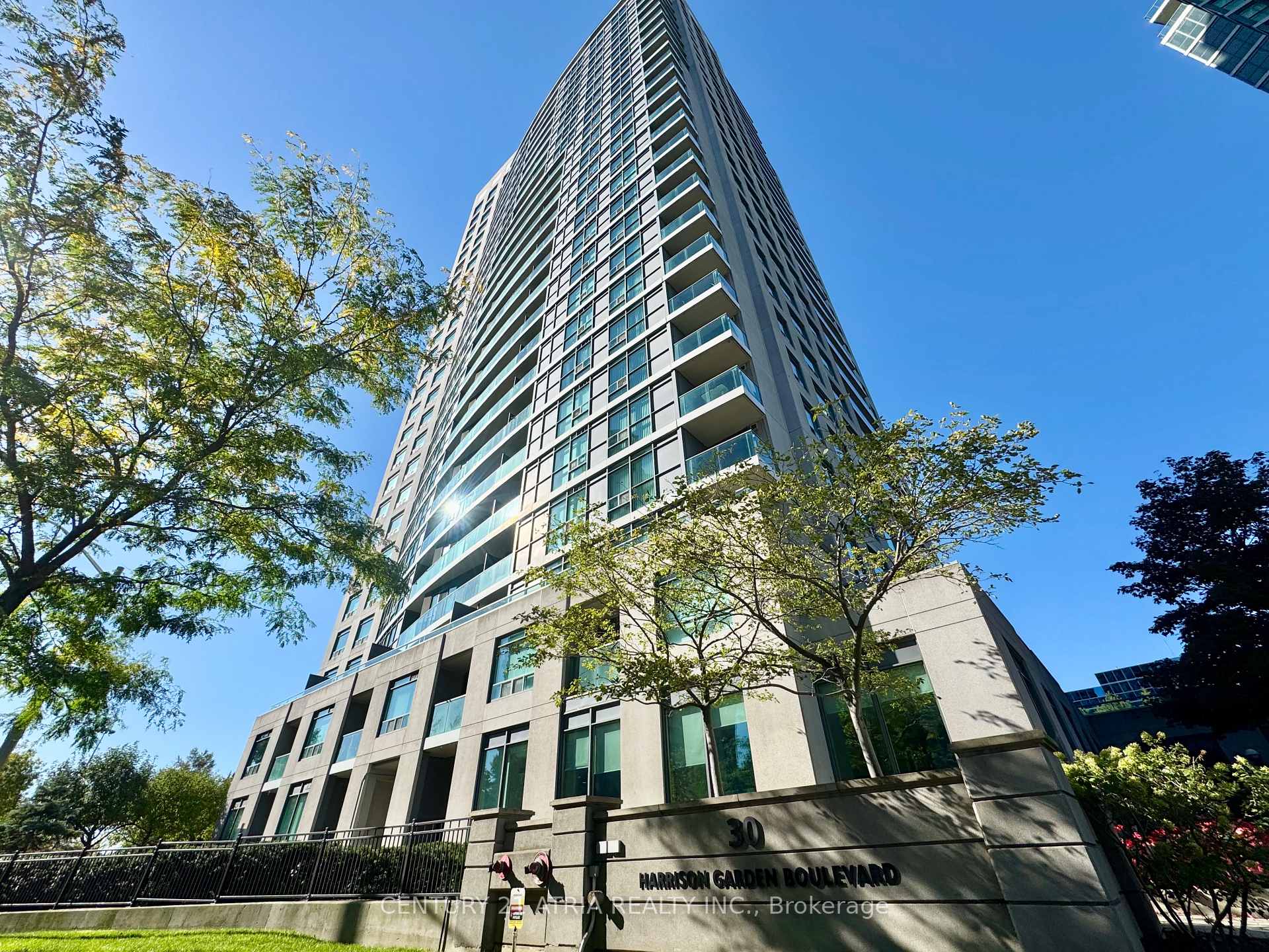 601 - 30 Harrison Garden Boulevard, Toronto, ON M2N 7A9