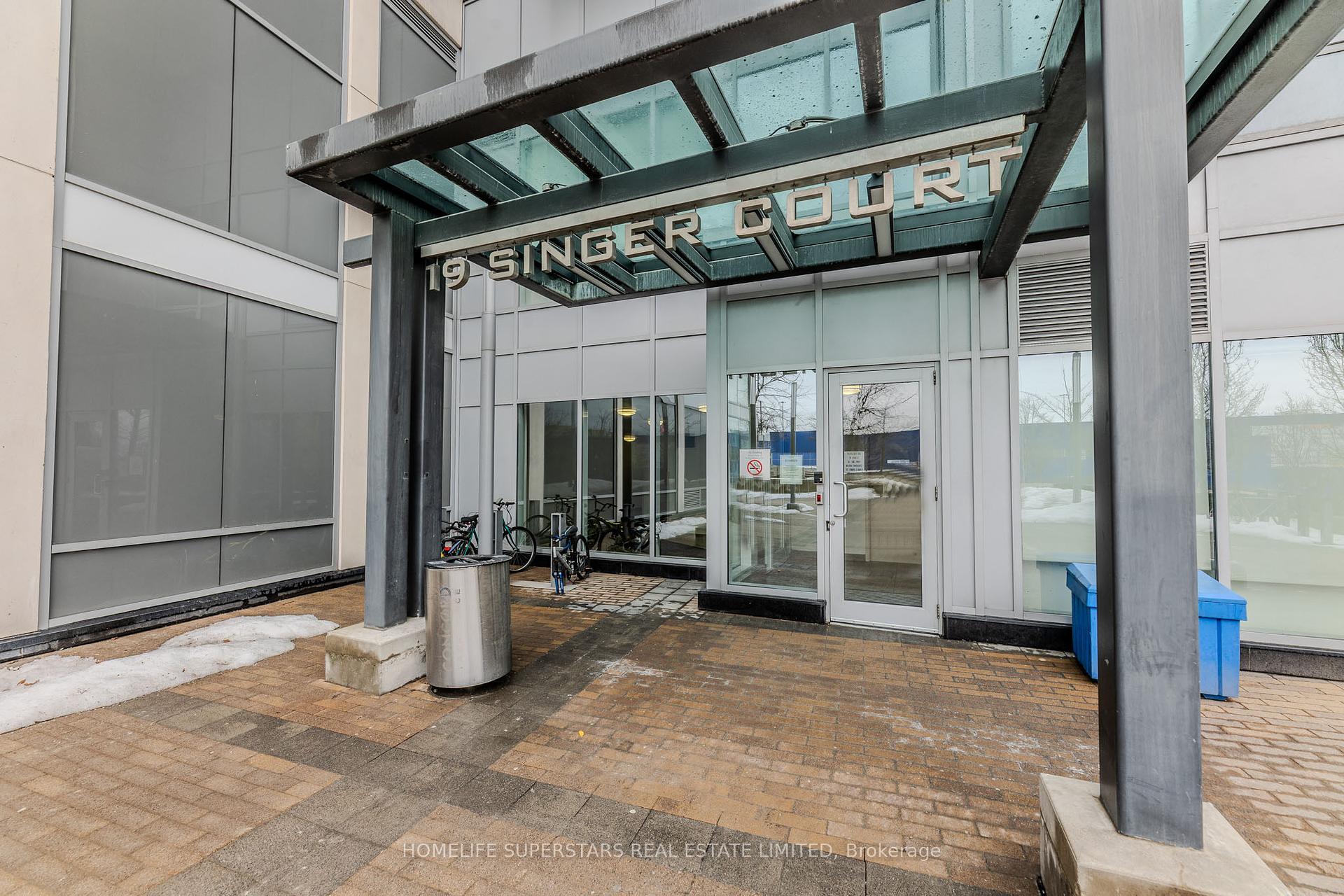 601 A - 19 Singer Court, Toronto, ON M2K 0B2