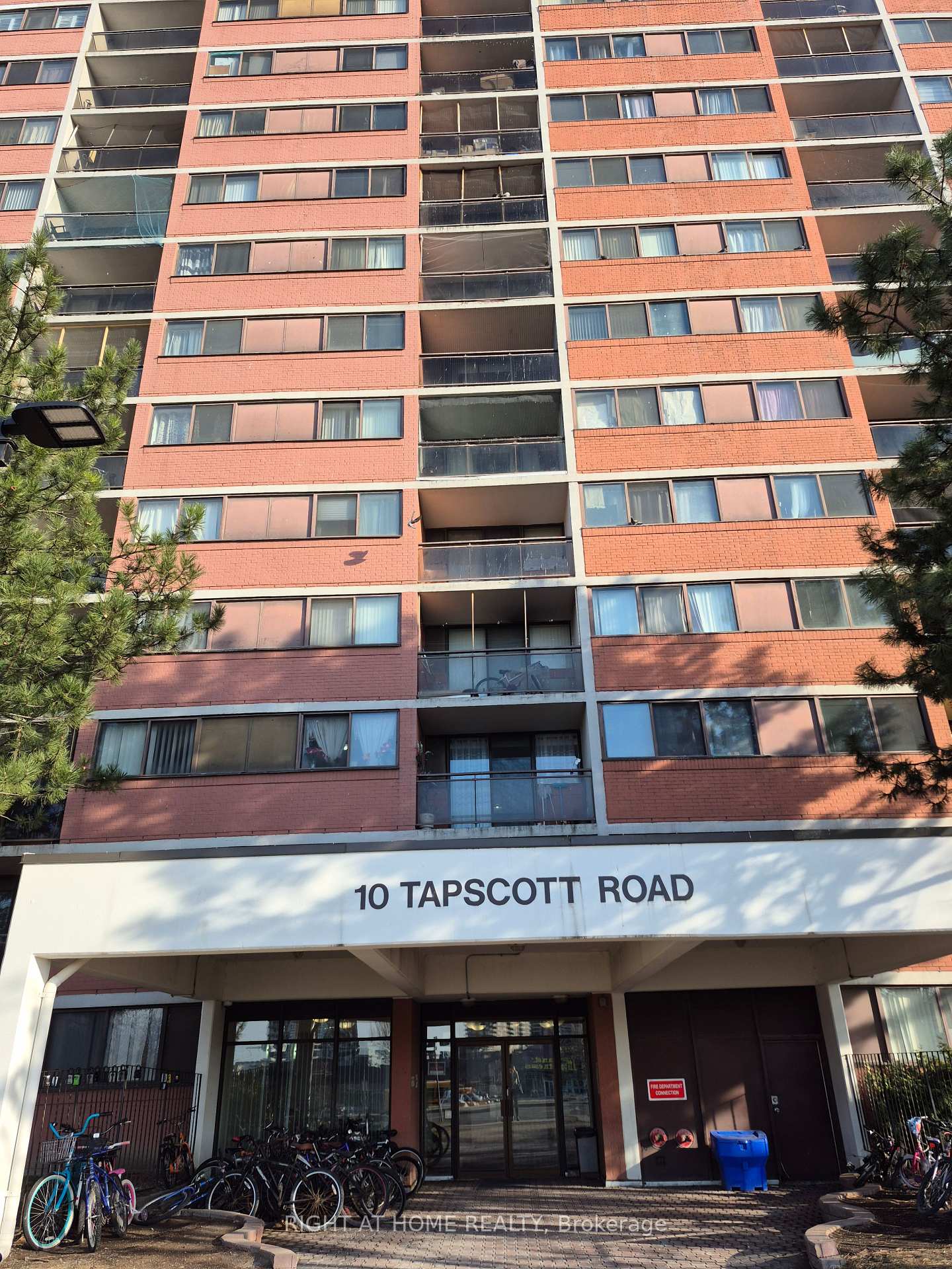 602 - 10 Tapscott Road, Toronto, ON M1B 3L9