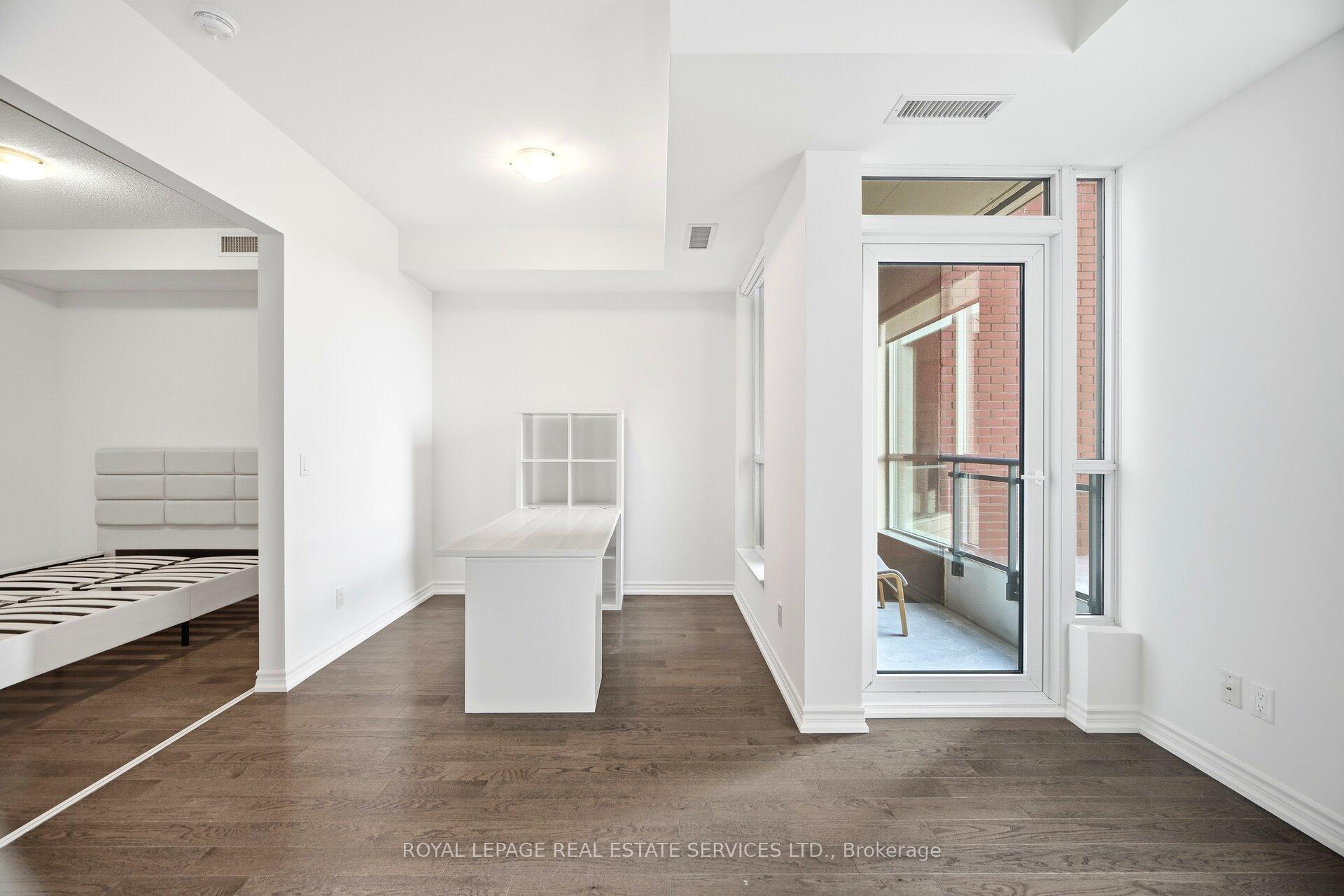 602 - 23 Glebe Road W, Toronto, ON M5P 0A1