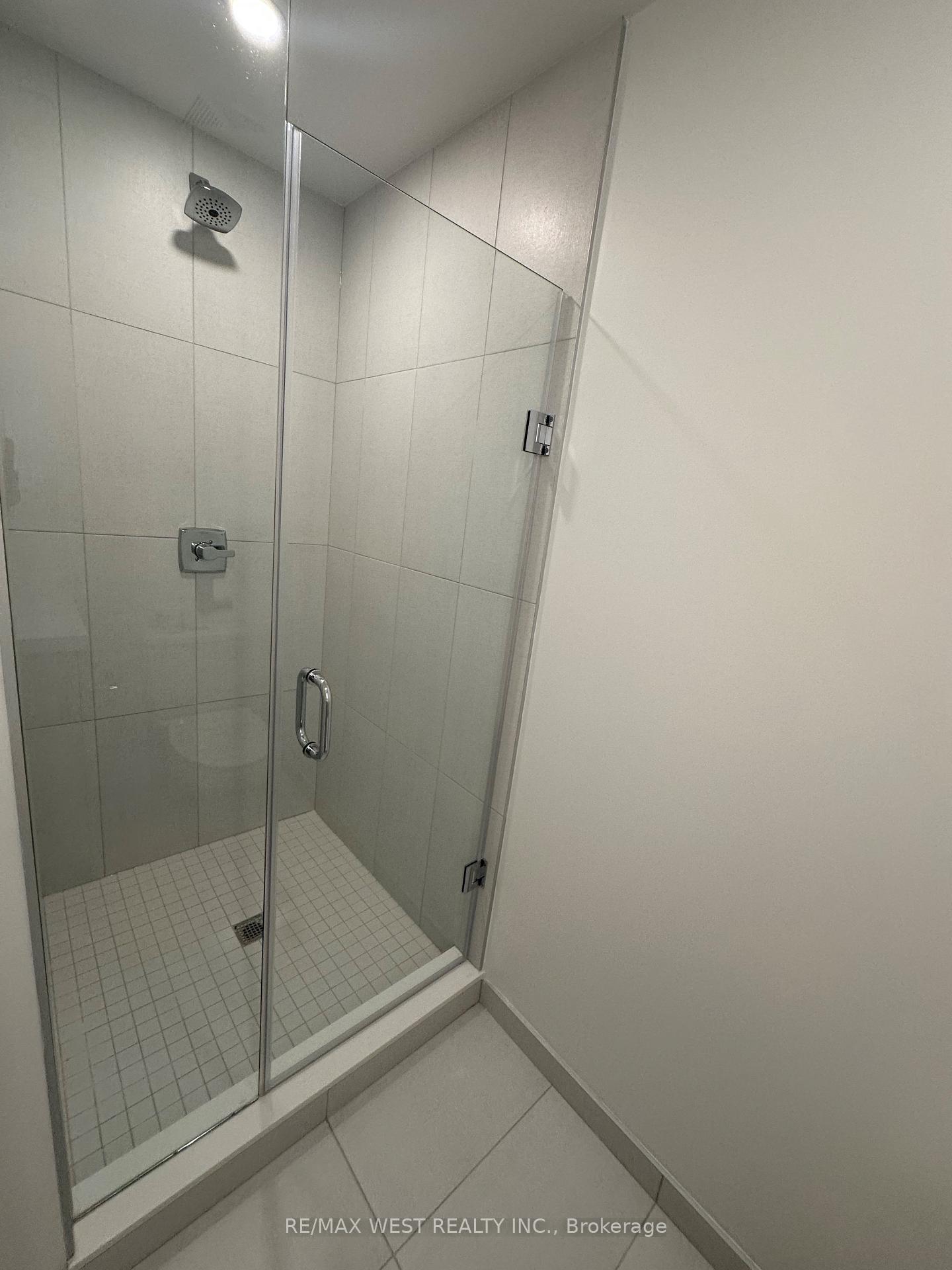 602 - 60 Central Park Roadway, Toronto, ON M9A 0E6