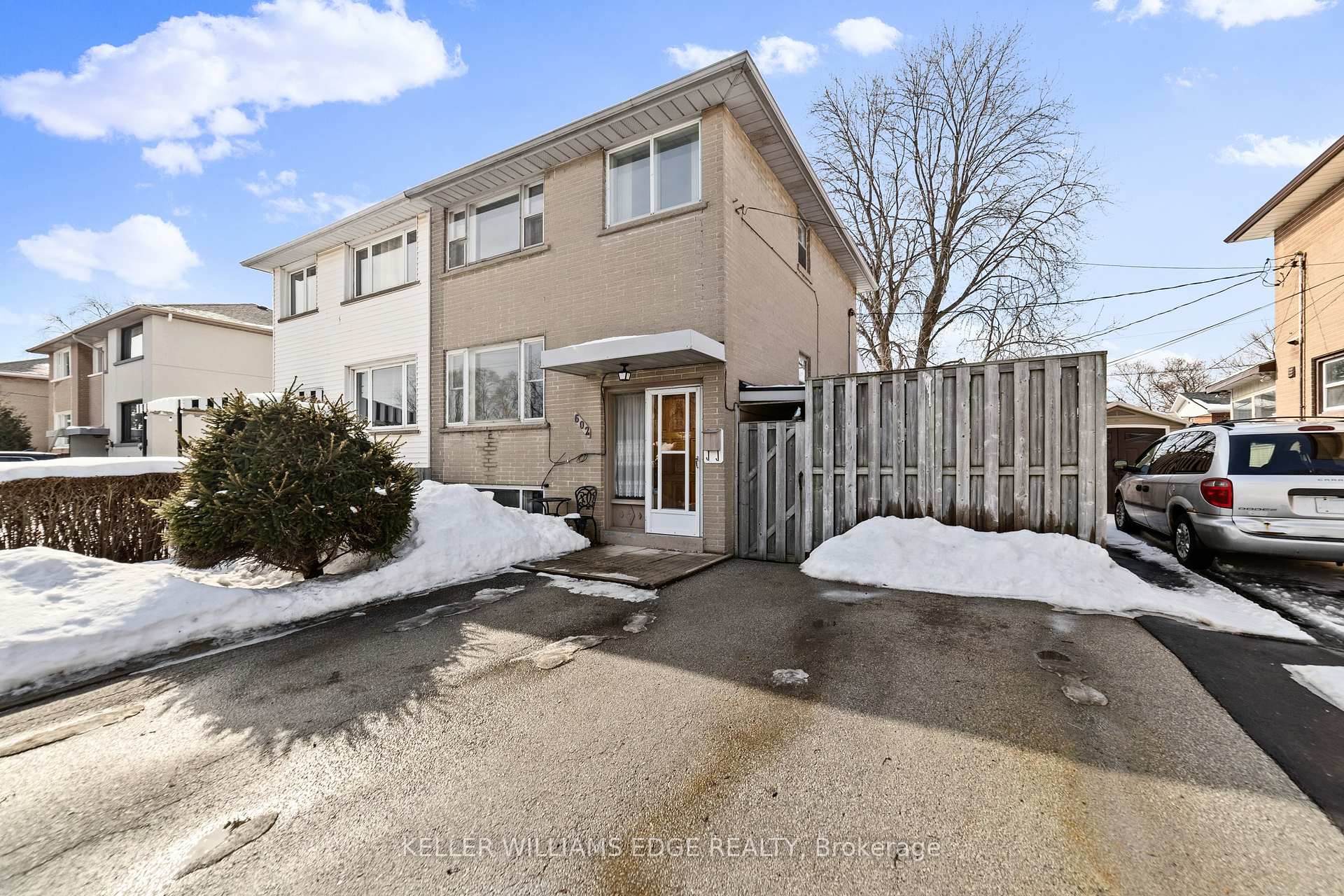 602 Appleby Line, Burlington, ON L7L 2Y3