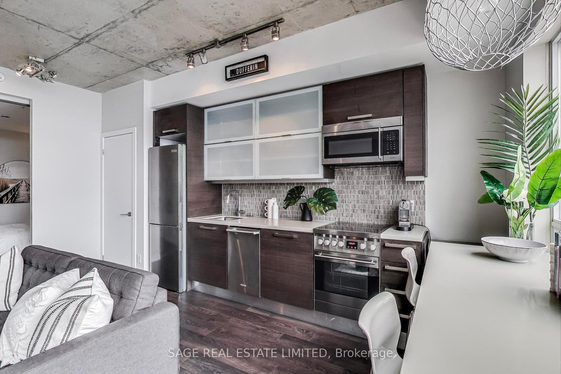604 - 1205 Queen Street W, Toronto, ON M6K 1L2
