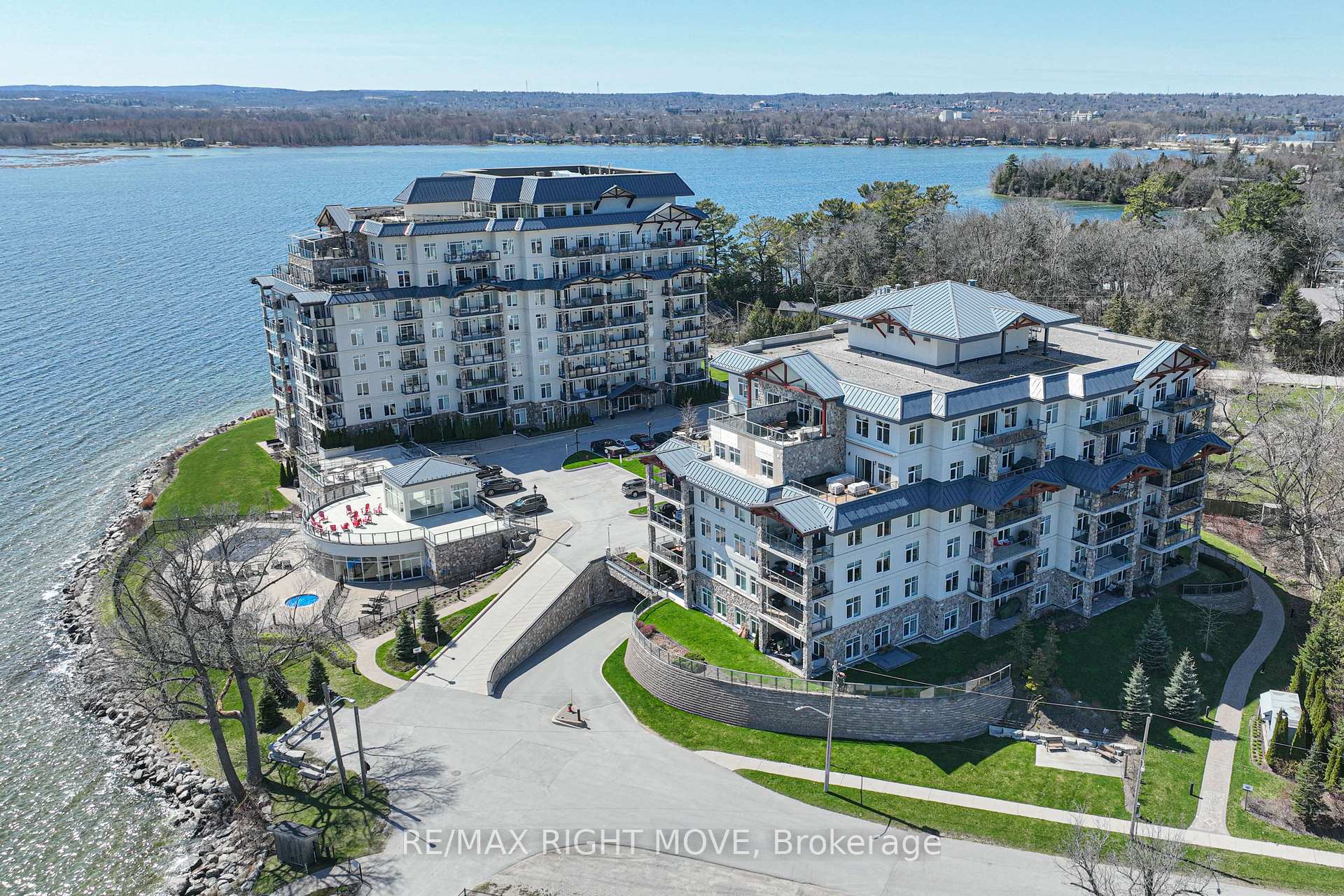 605 - 80 Orchard Point Road, Orillia, ON L3V 1C6