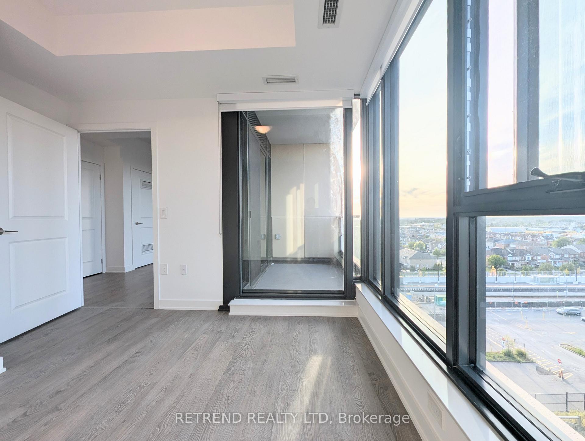 606 - 120 Eagle Rock Way, Vaughan, ON L6A 5C2