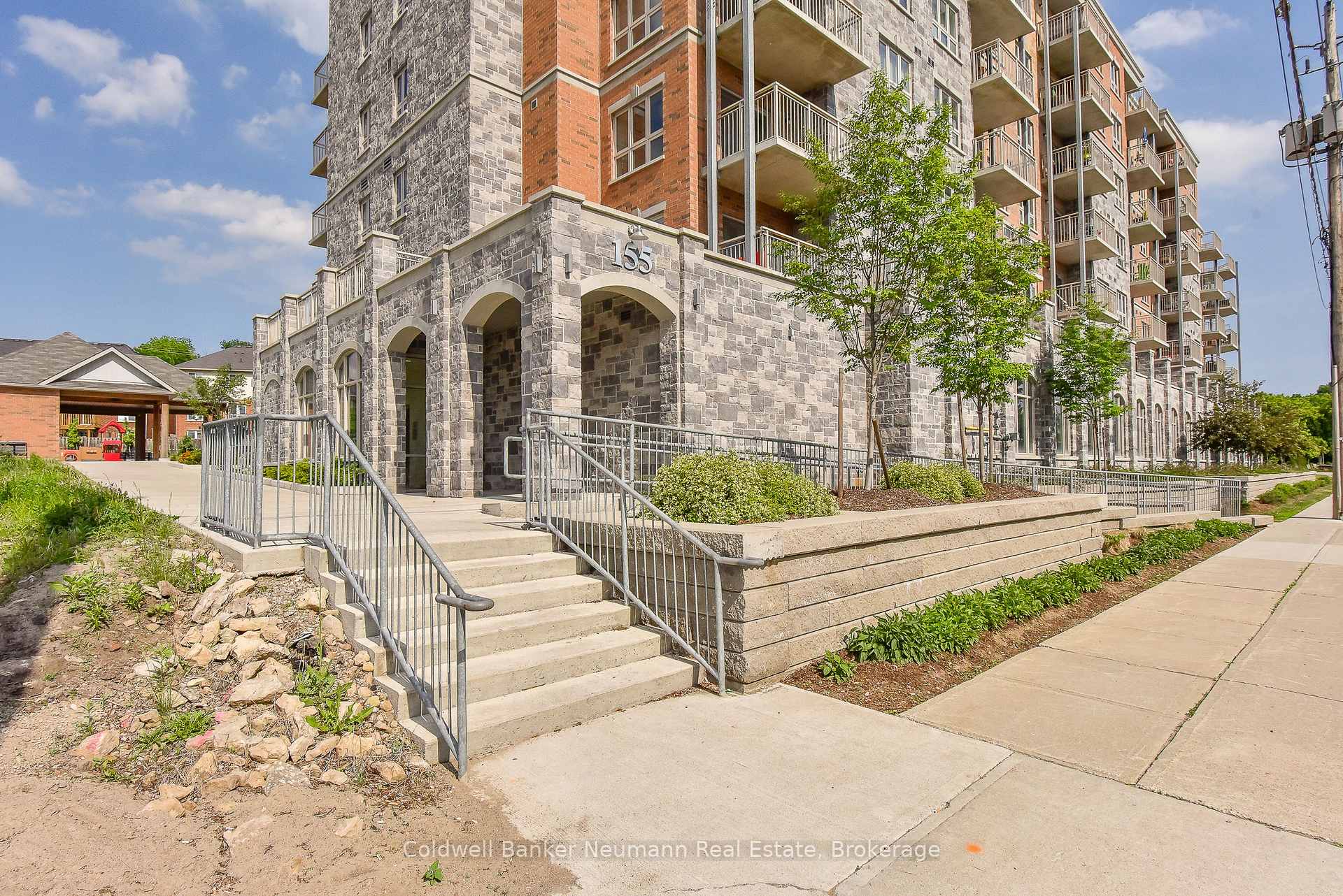 606 - 155 Water Street S, Cambridge, ON N1R 3E3