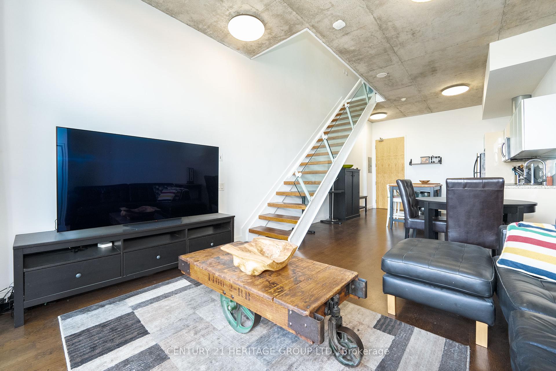 607 - 33 Mill Street, Toronto, ON M5A 3R3