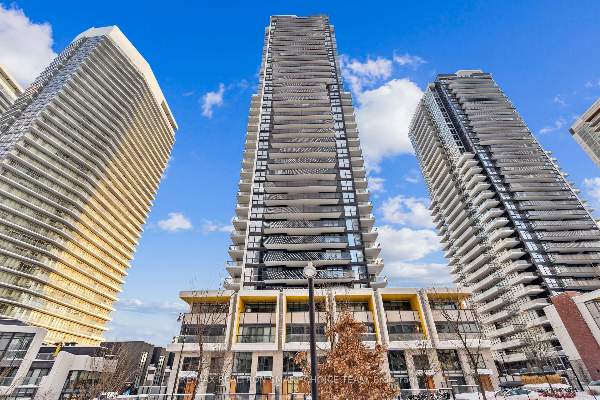 607 - 95 Mcmahon Drive, Toronto, ON M2K 0H2