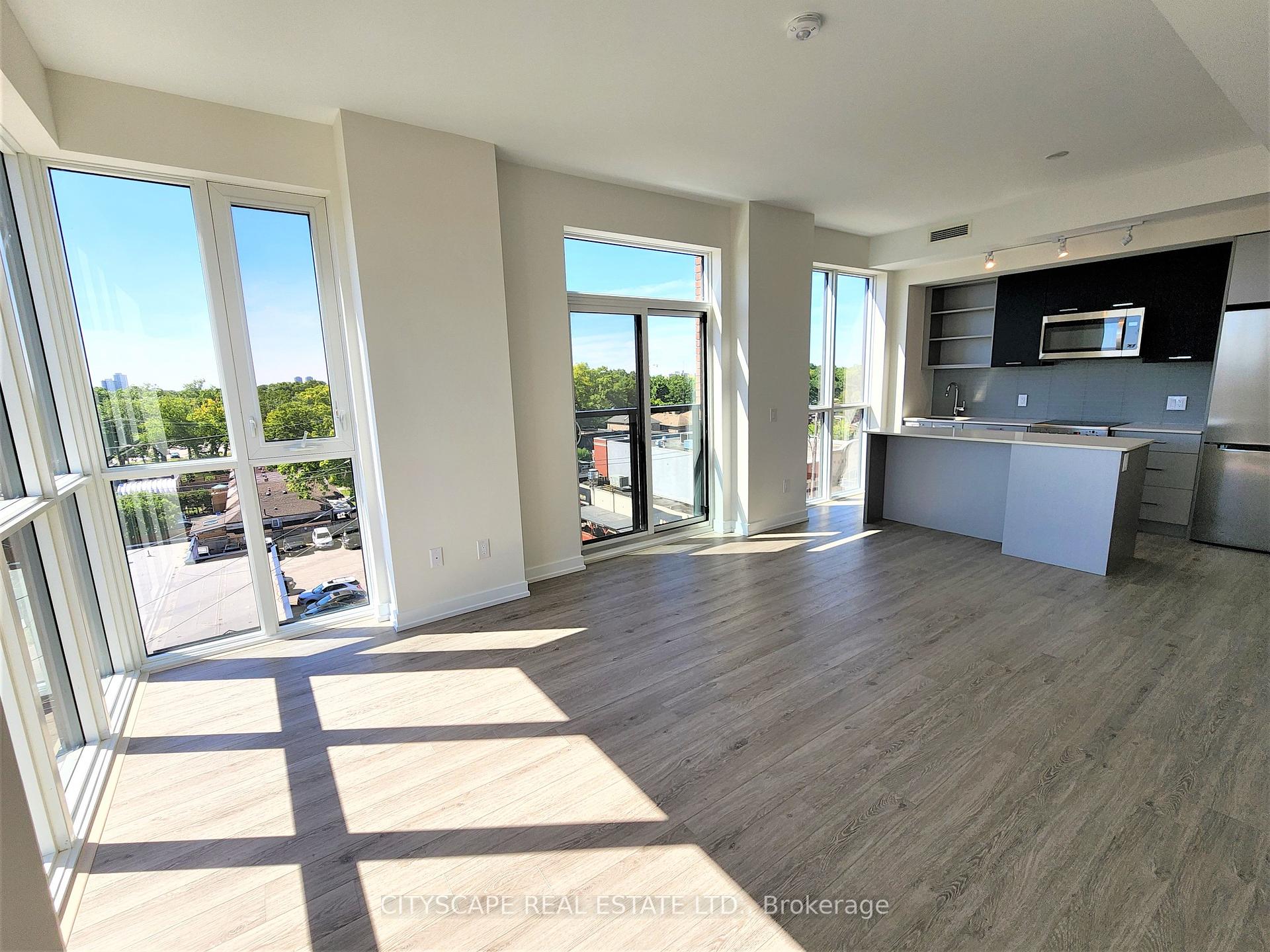 608 - 2300 St Clair Avenue W, Toronto, ON M6N 0B3