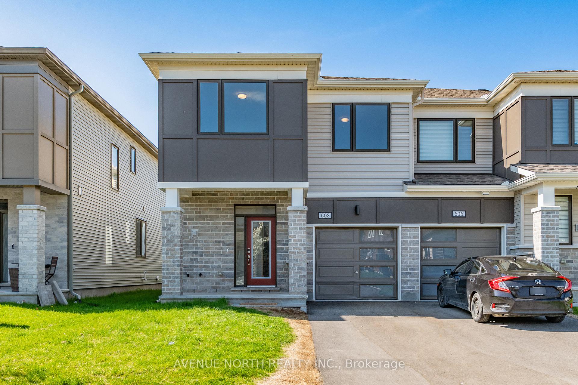 608 Cygnus Street, Barrhaven, ON K2J 7B1