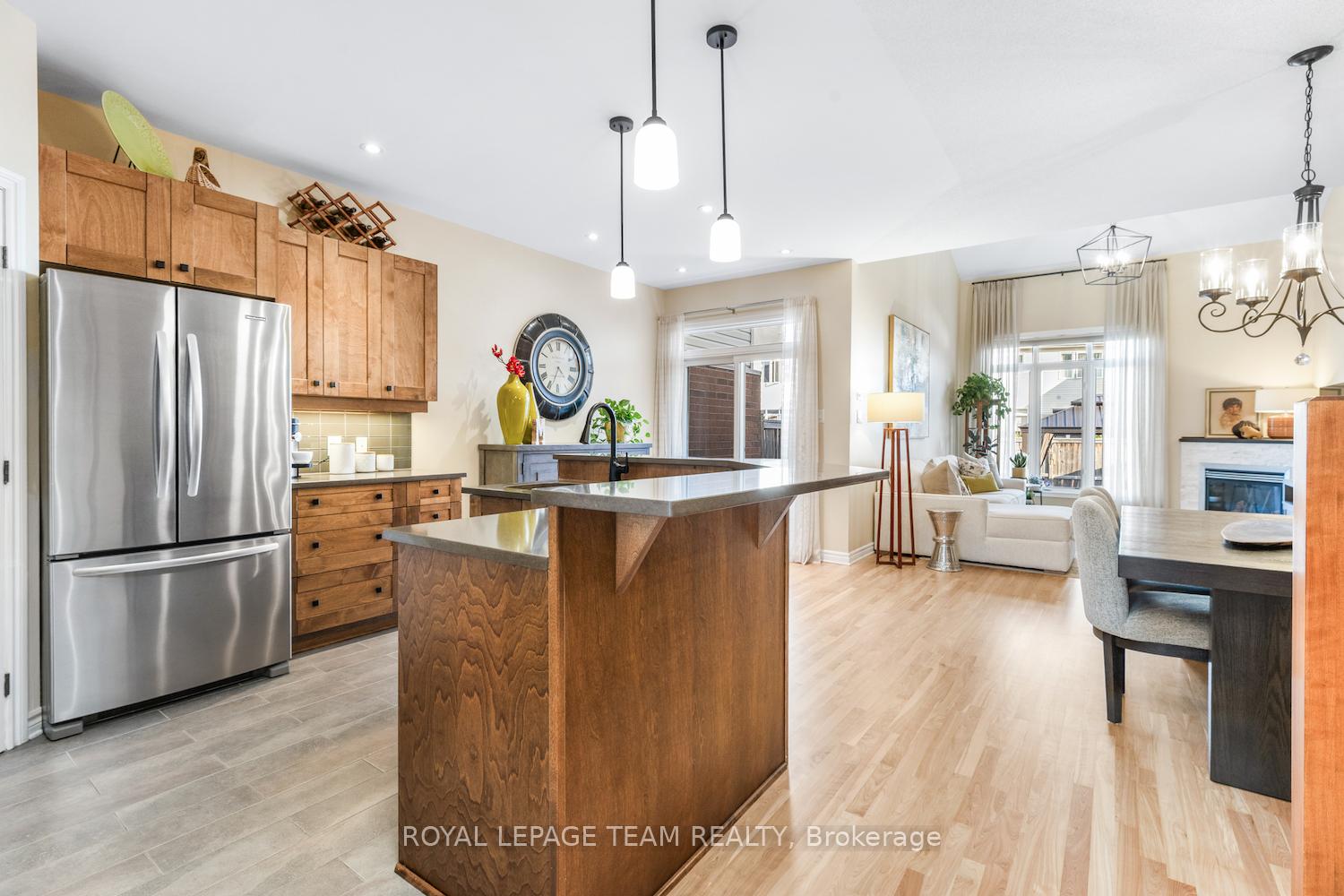 6084 North Bluff Drive, Blossom Park - Airport and Area, ON K1V 2L3