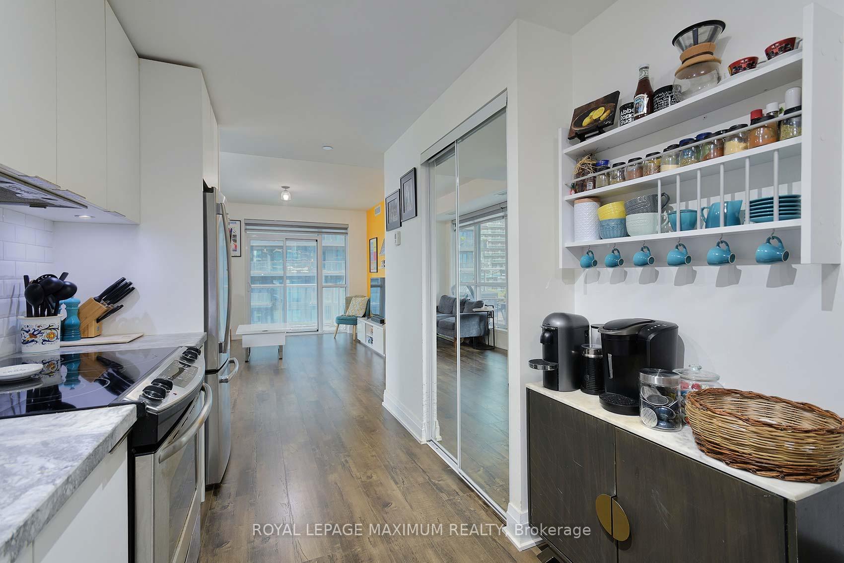 609 - 110 Marine Parade Drive, Toronto, ON M8V 0B6