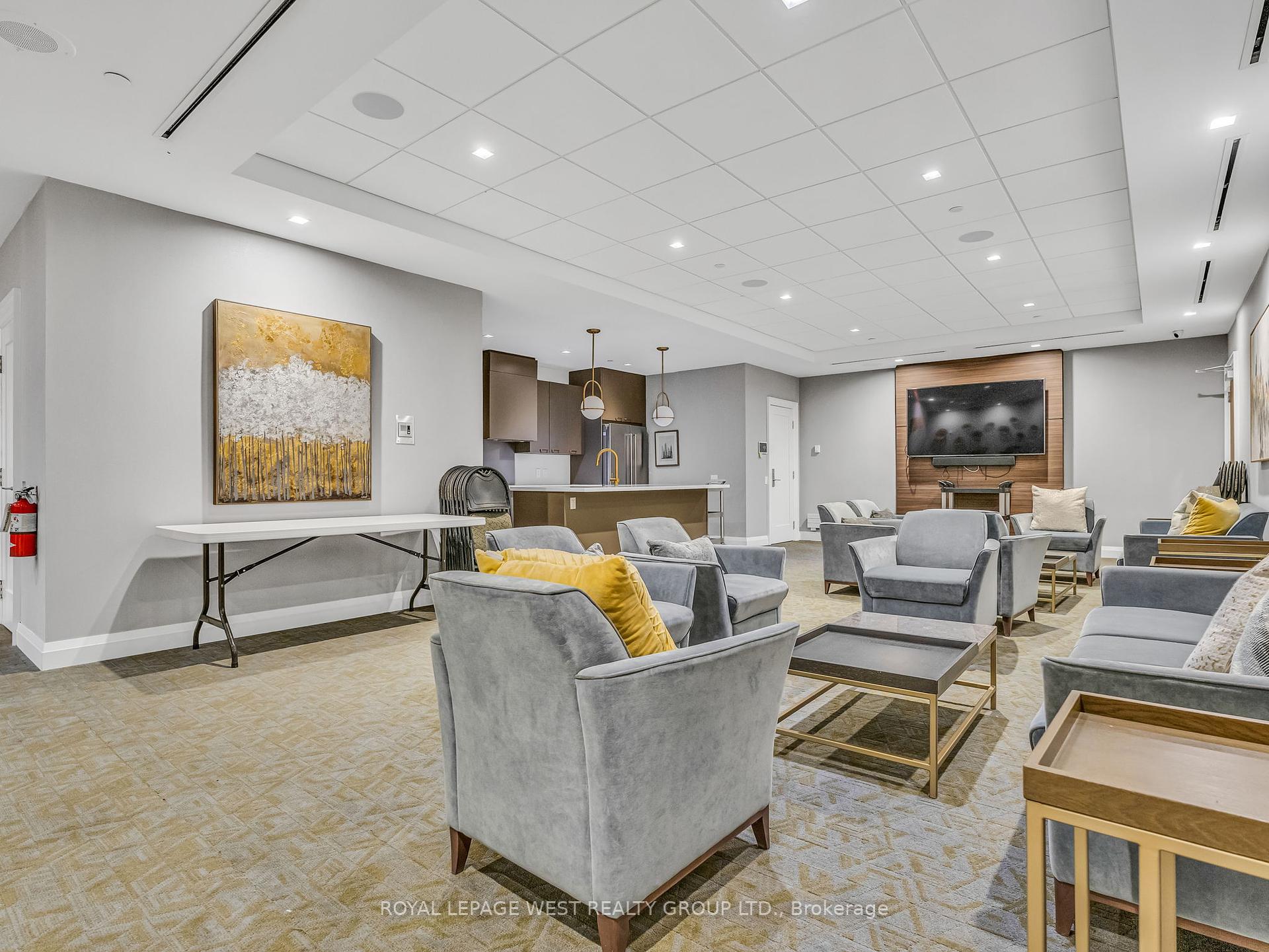 609 - 1800 The Collegeway, Mississauga, ON L5L 5S4