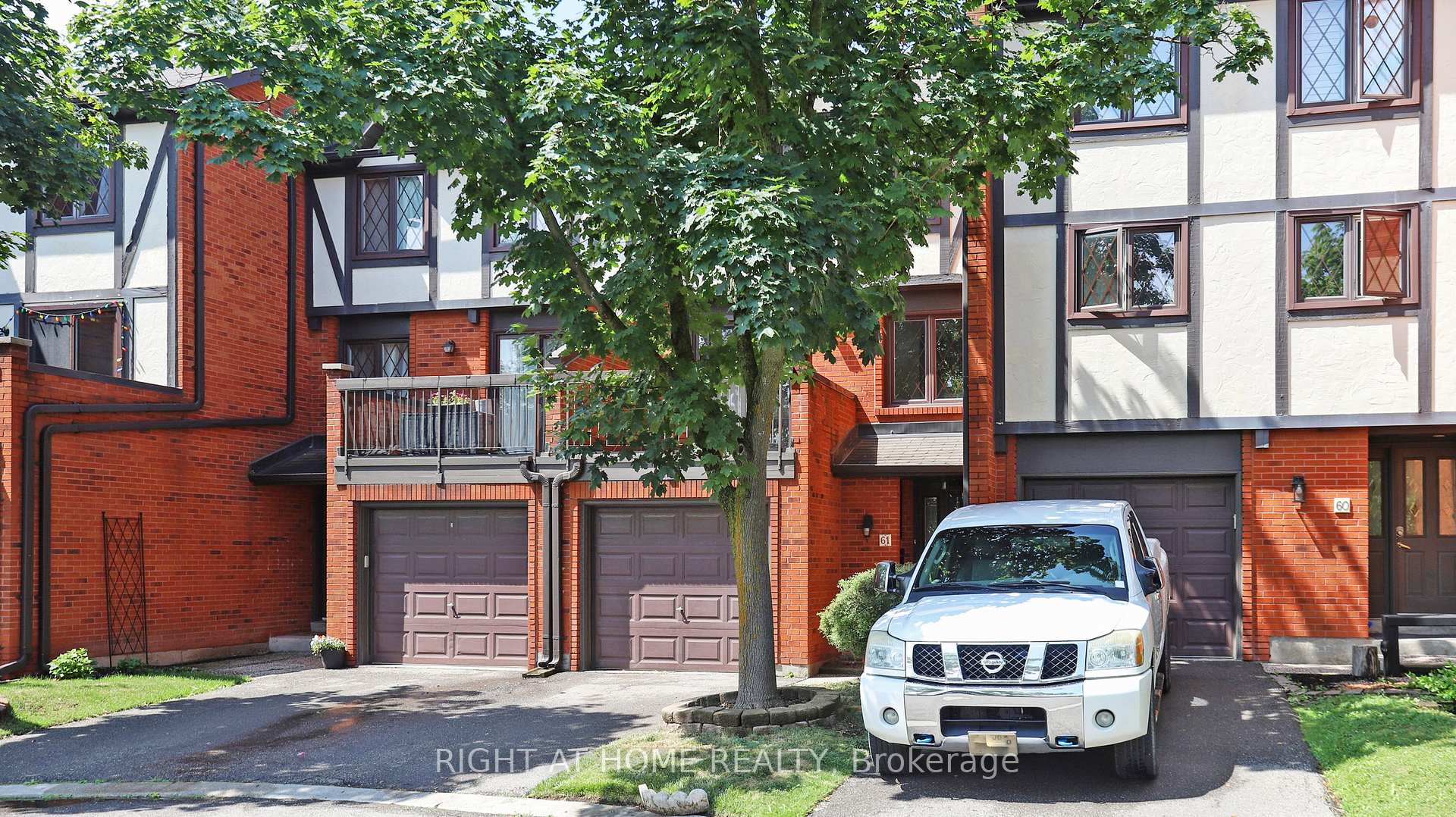 61 - 3360 Council Ring Road, Mississauga, ON L5L 2E4