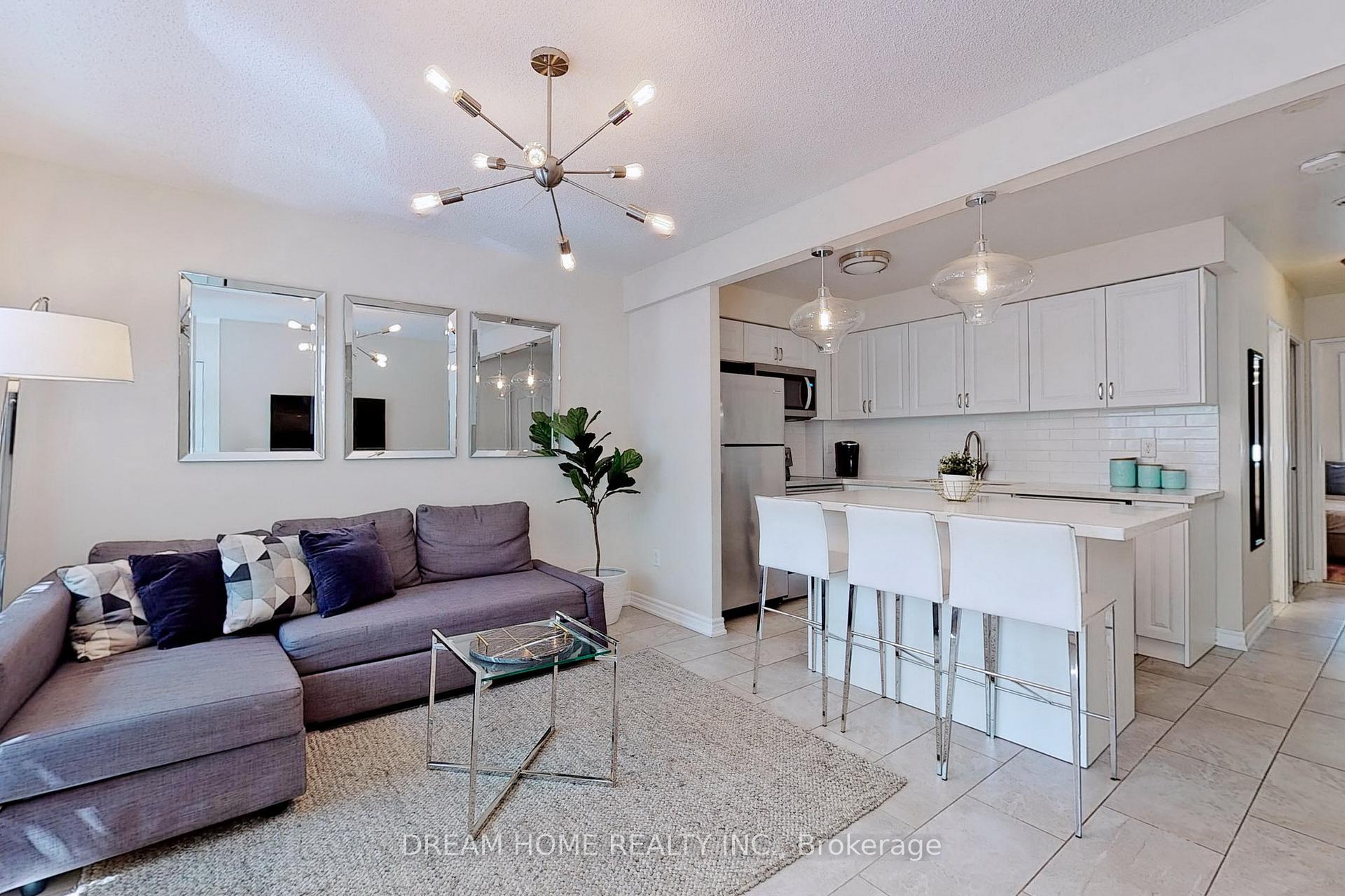 61 Cameron Street, Toronto, ON M5T 2H1