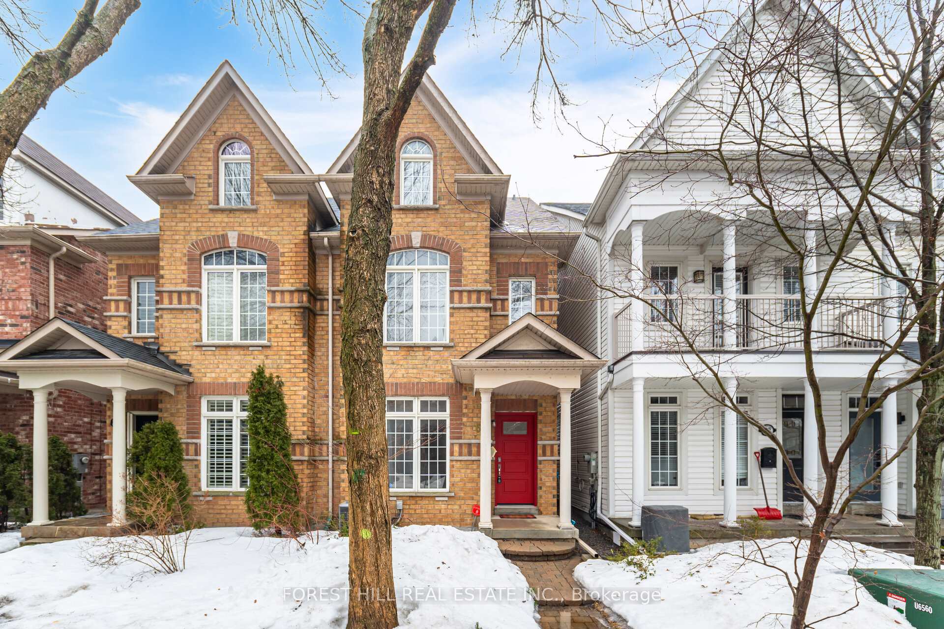 61 Crossovers Street, Toronto, ON M4E 3X2
