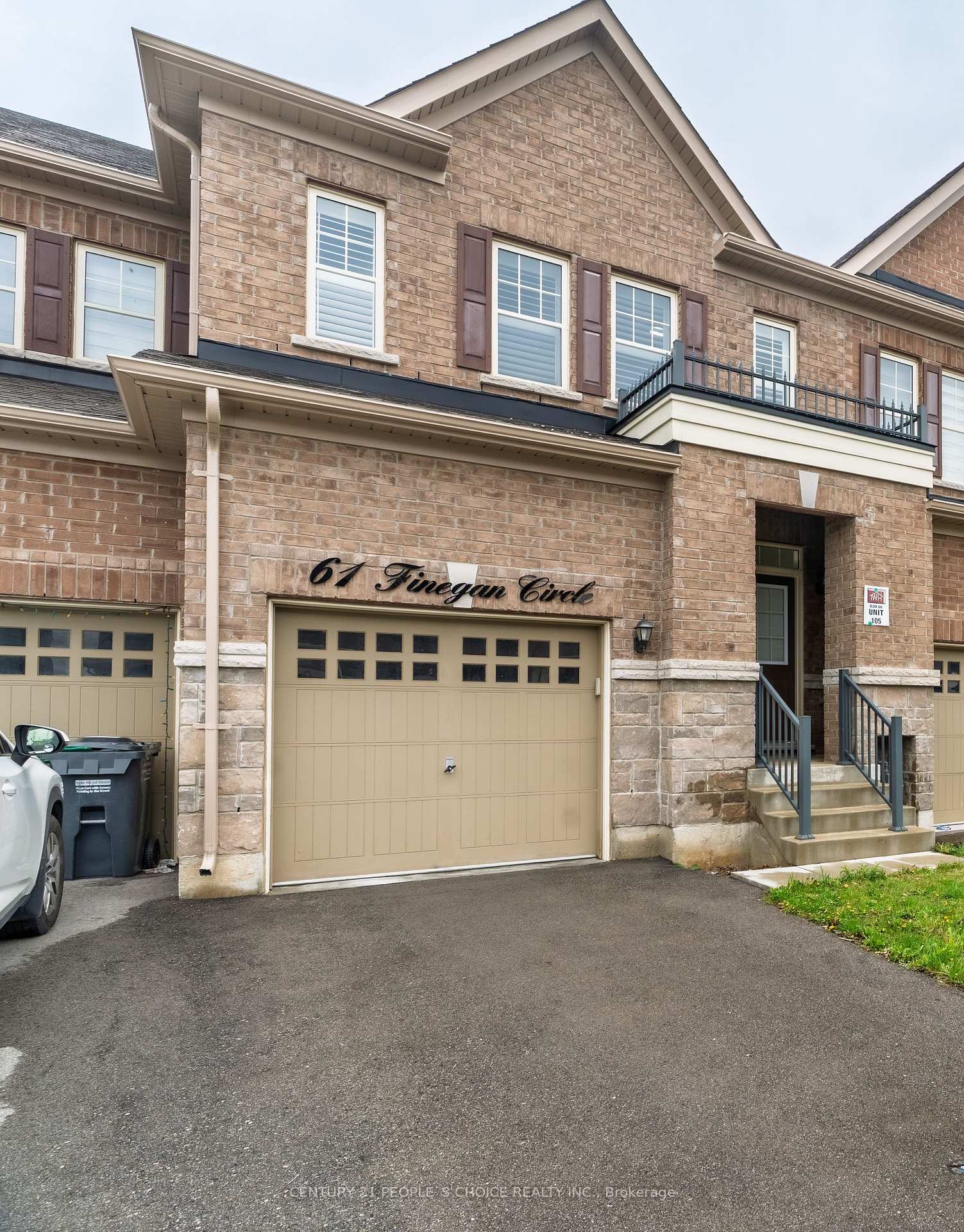 61 Finegan Circle, Brampton, ON L7A 4Z8