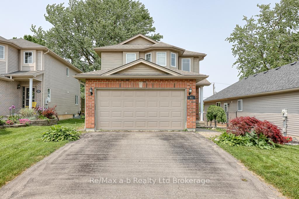 61 Kerr Crescent, Ingersoll, ON N5C 4H1