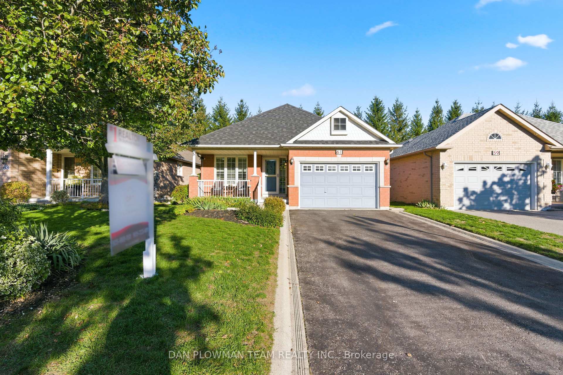 61 Lady May Drive, Whitby, ON L1R 3A7