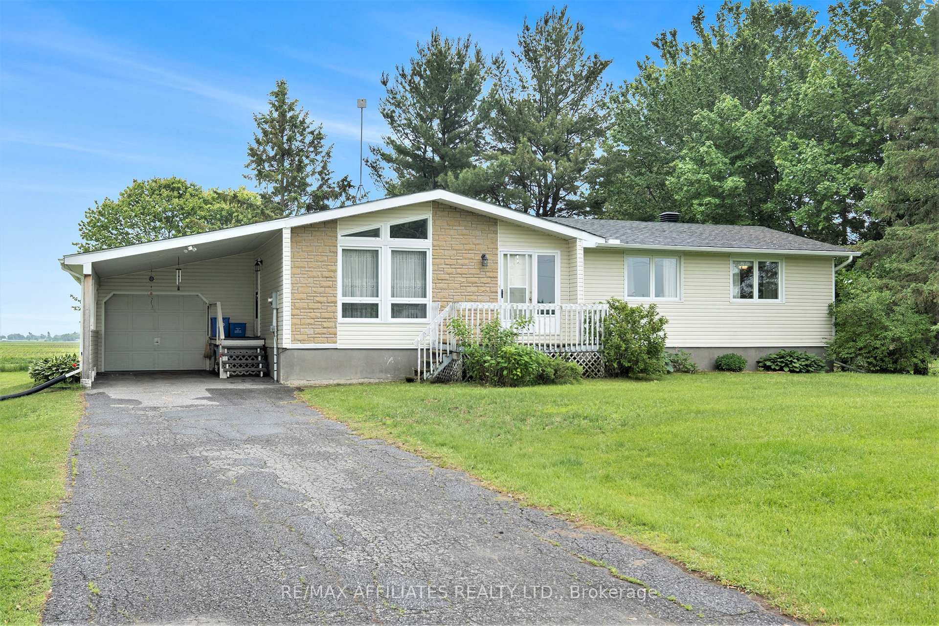 61 Route 500 East, The Nation, ON K0A 1M0