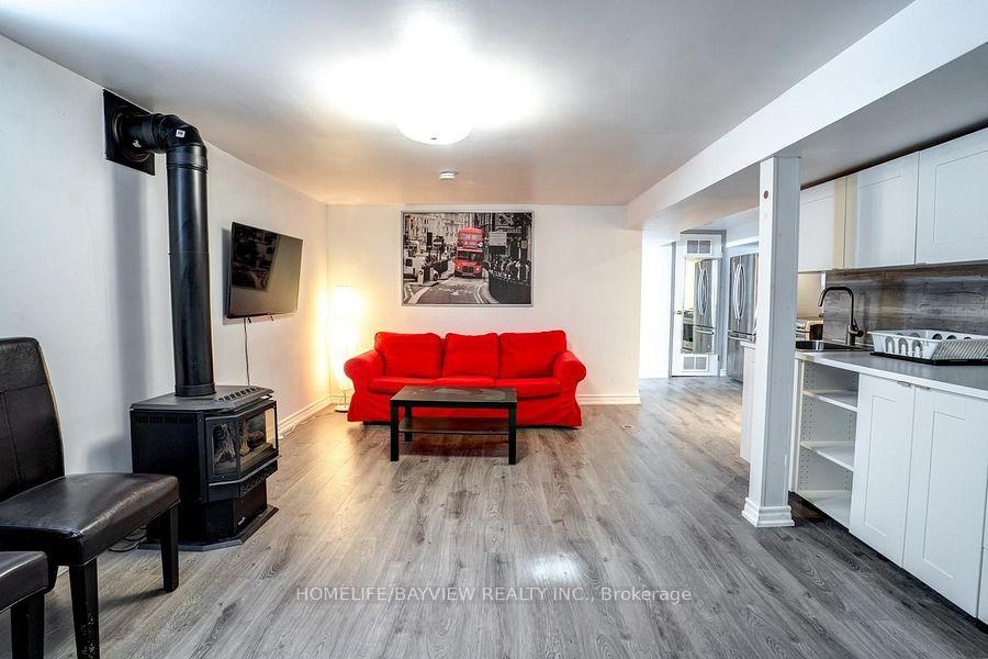Lower - 61 Squires Avenue, Toronto, ON M4B 2R6