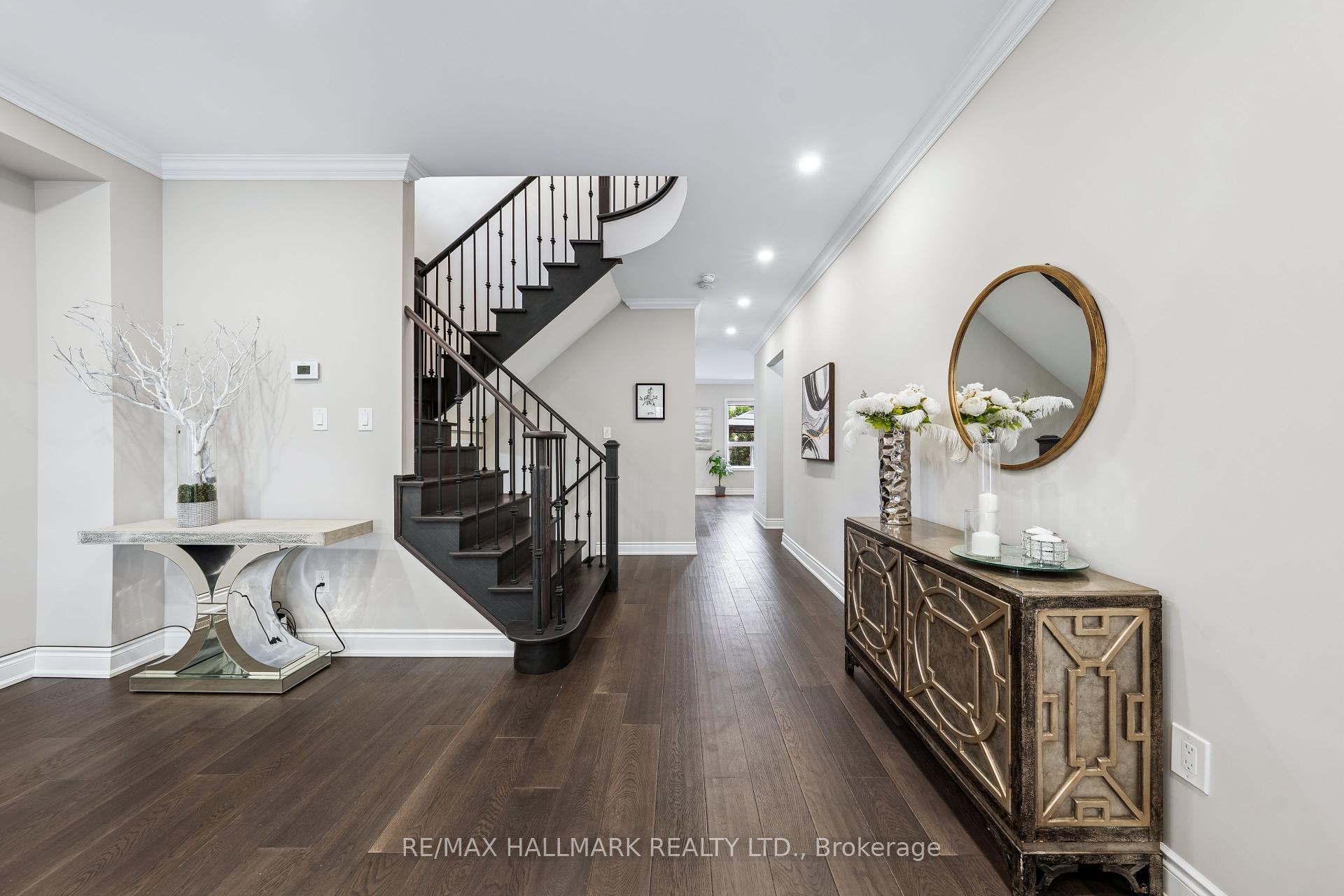 61 Vanguard Road, Vaughan, ON L4K 5G6