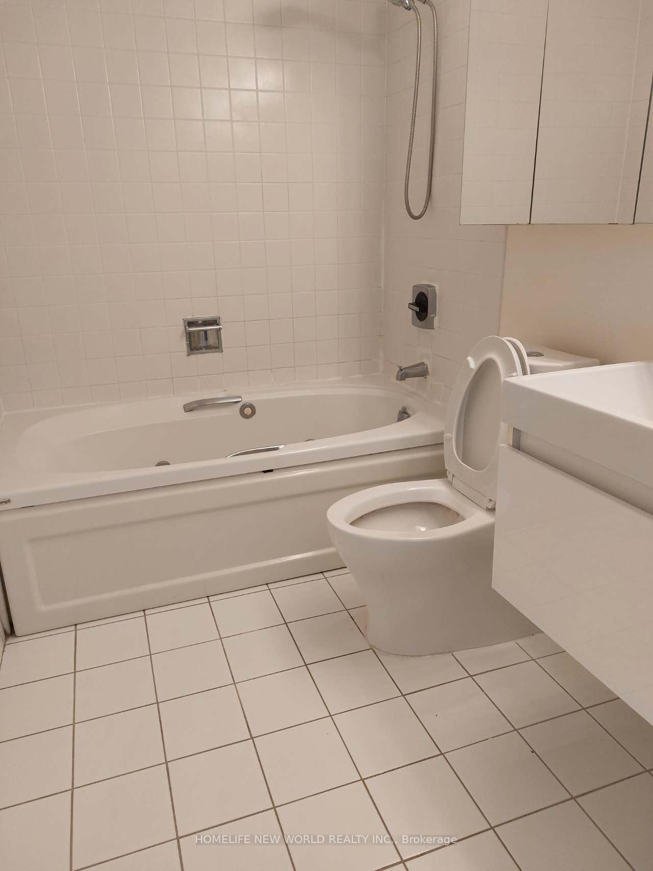 610 - 1055 Bay Street, Toronto, ON M5S 3A3