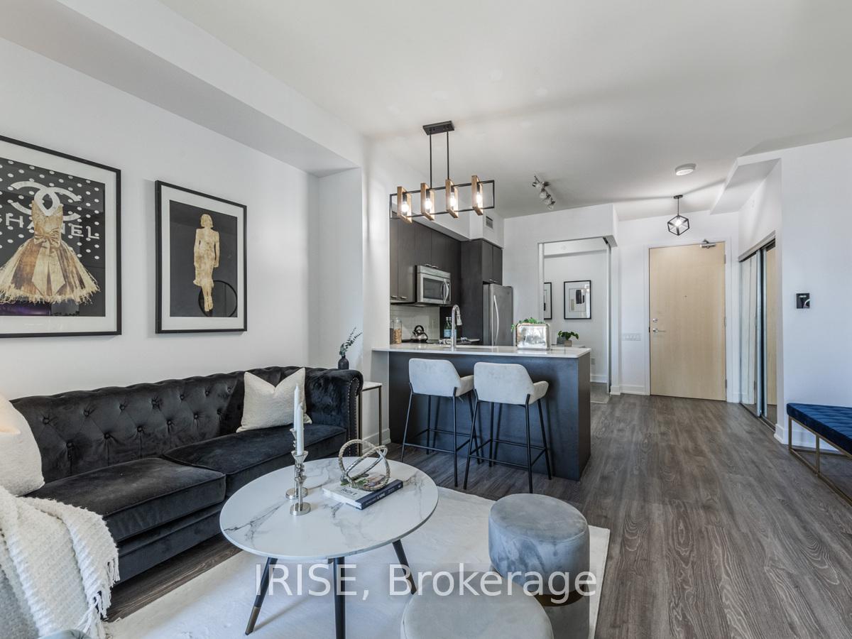 610 - 30 Roehampton Avenue, Toronto, ON M4P 0B9